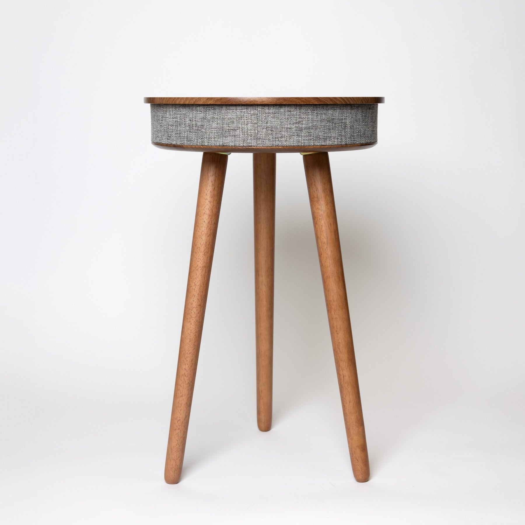Ozarke Rusée Smart Table with Speaker and Wireless Charger- Walnut ...