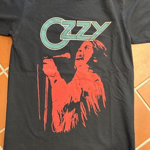 Ozzy tee shirt - Walmart.com