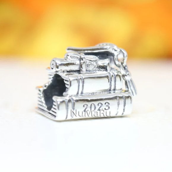 PANDORA 2023 Graduation Charm - Walmart.com