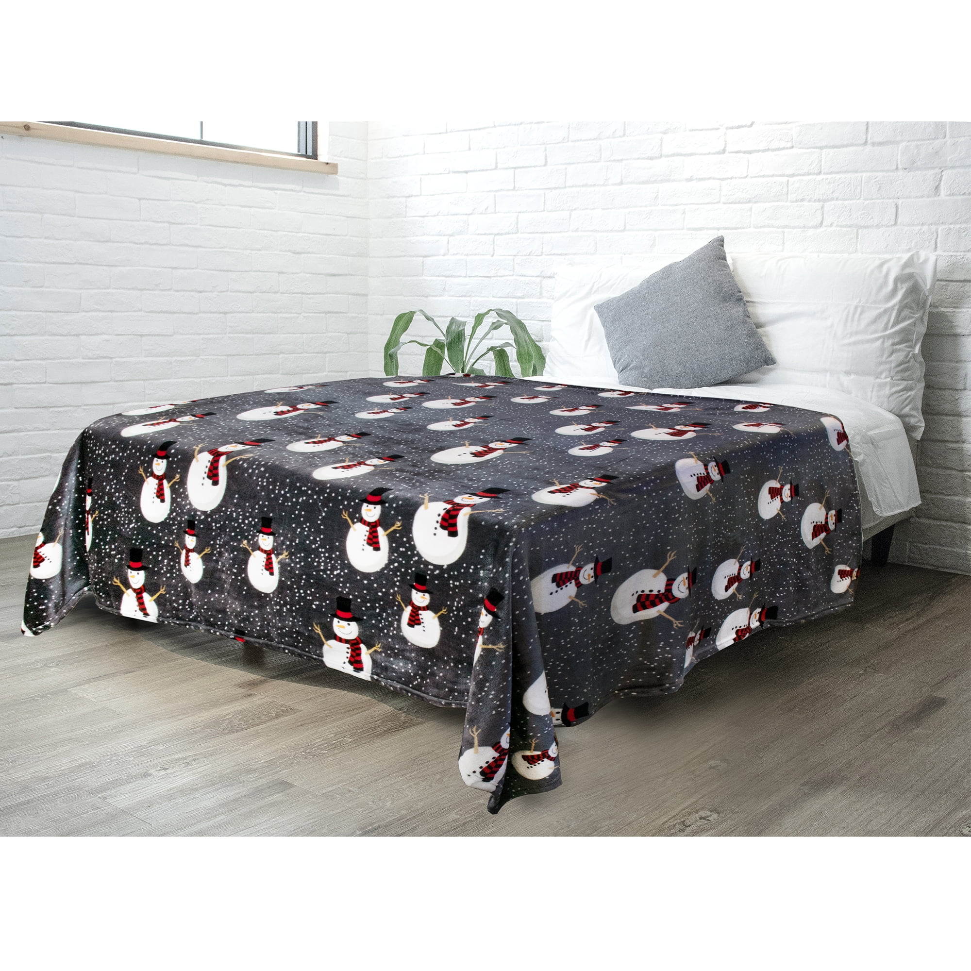 PAVILIA Christmas Snowman Throw Blanket | Grey Christmas Fleece Blanket ...