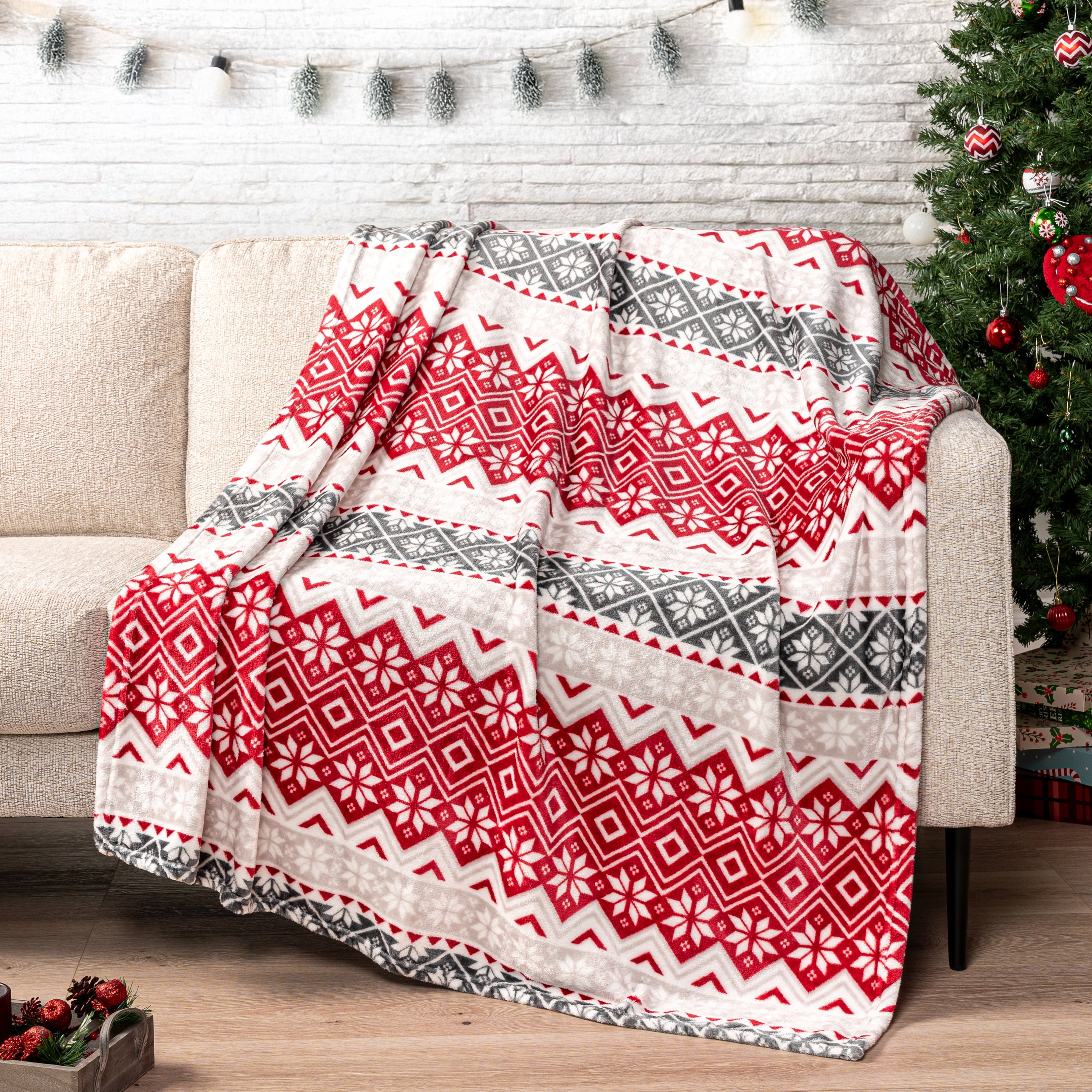 Pavilia, Christmas Throw Blanket, 50x60, Red Snowflakes - Walmart.com