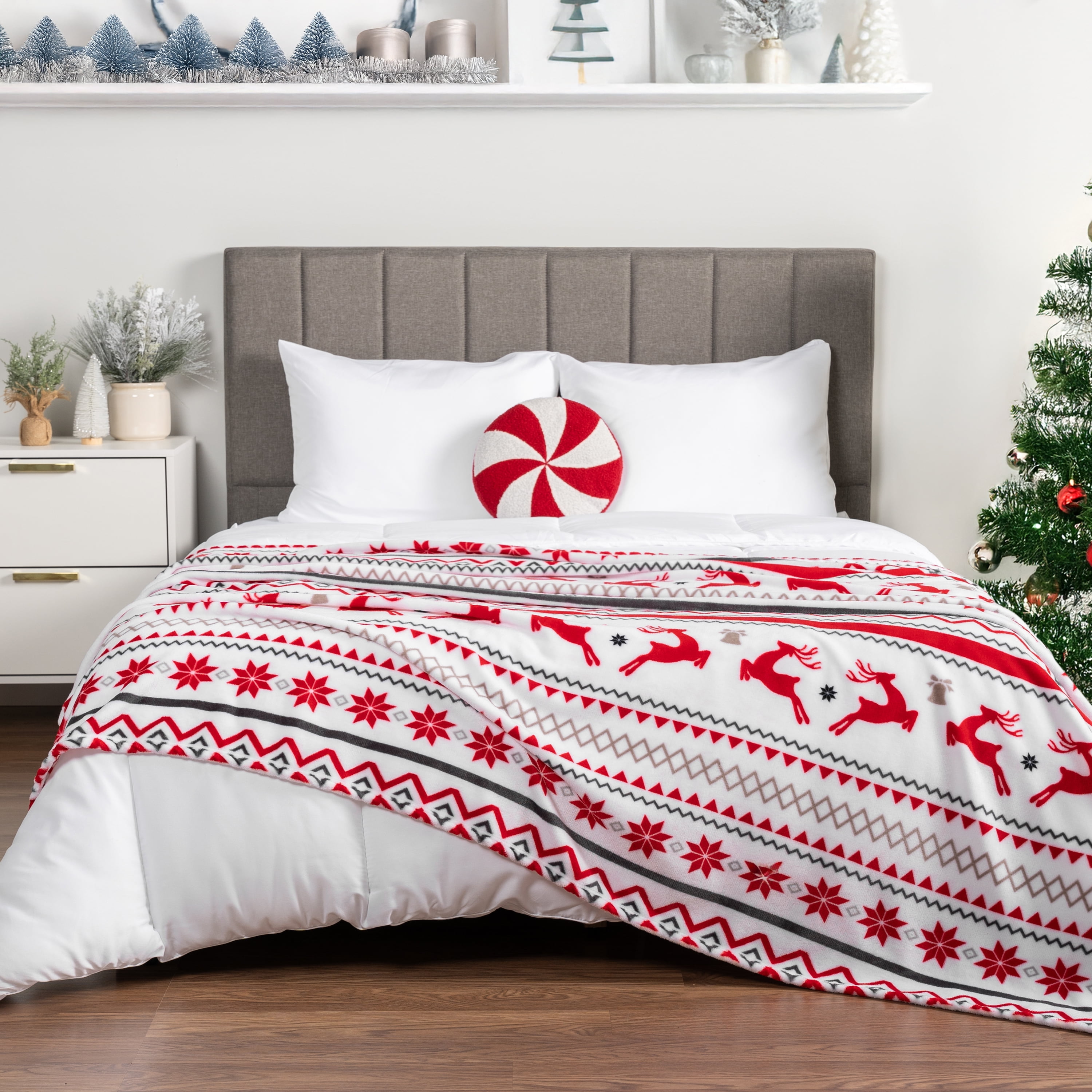 PAVILIA Christmas Throw Blanket | Holiday Christmas Reindeer Snowflakes ...