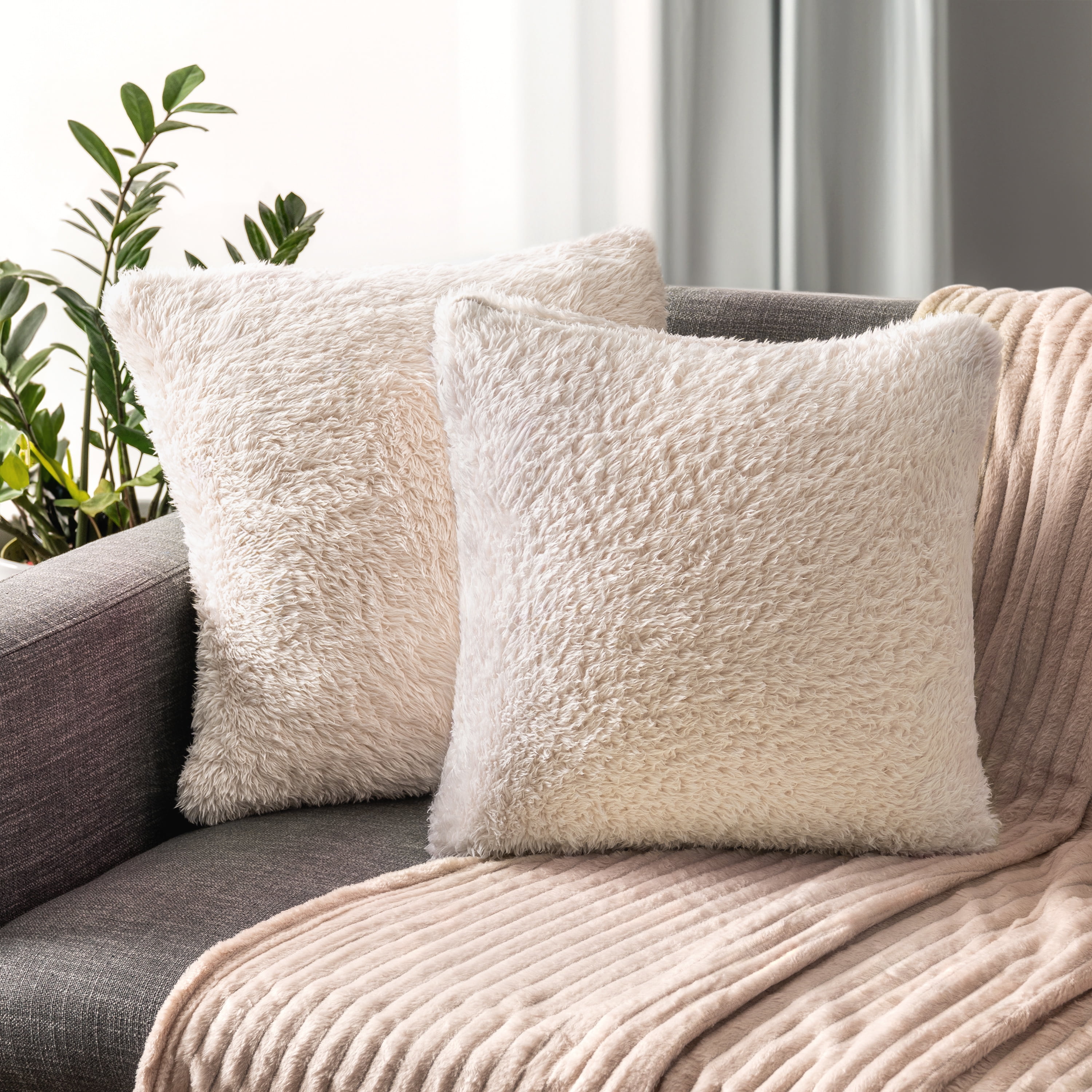 PAVILIA Cream Sherpa Throw Pillow Covers, Decorative Sofa Bed Cushion ...