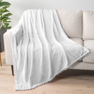 PAVILIA Solid Size Microfleece Blanket for Adults | Super Soft, Plush ...