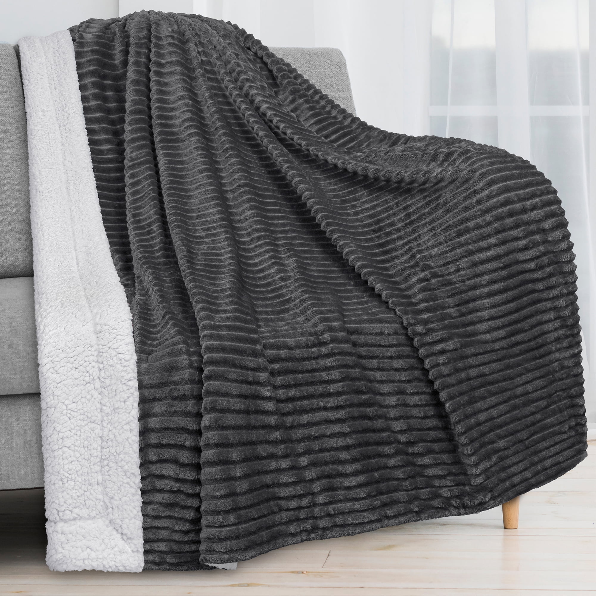 PAVILIA Reversible Sherpa Fleece Throw Blanket Dark Grey, Plush Flannel ...