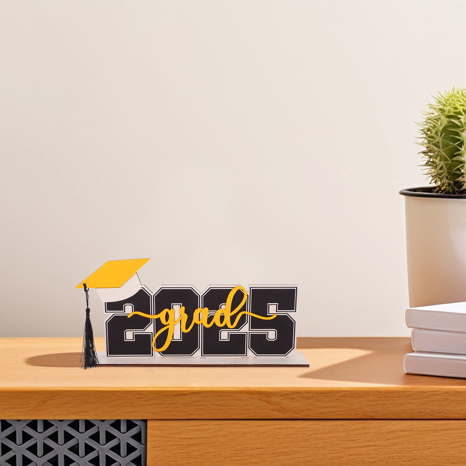 PENIKOKO 1 Set Graduation Table Sign Decoration Sleek Design ...