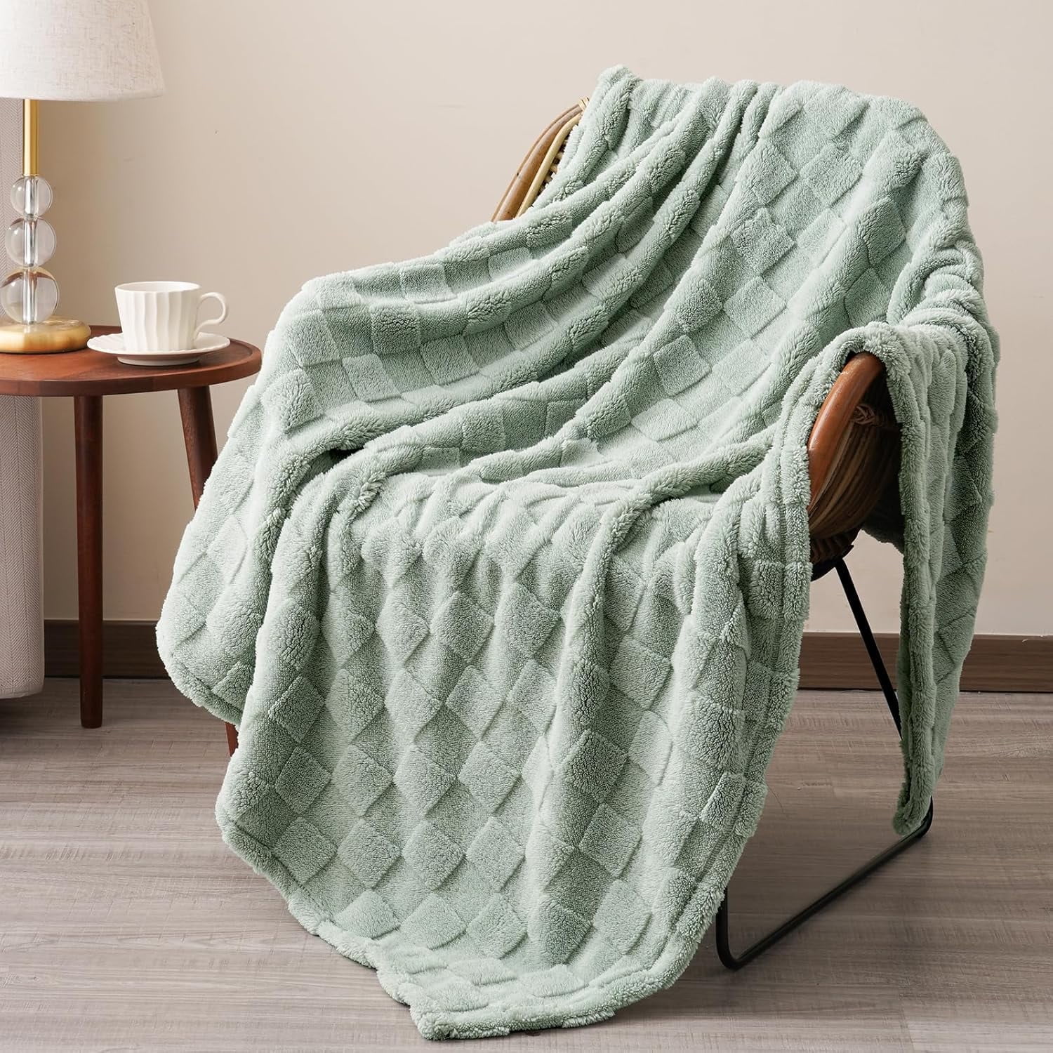 PHF Checkered Fleece Blanket Throw Size for Couch, Contemporary Flannel ...