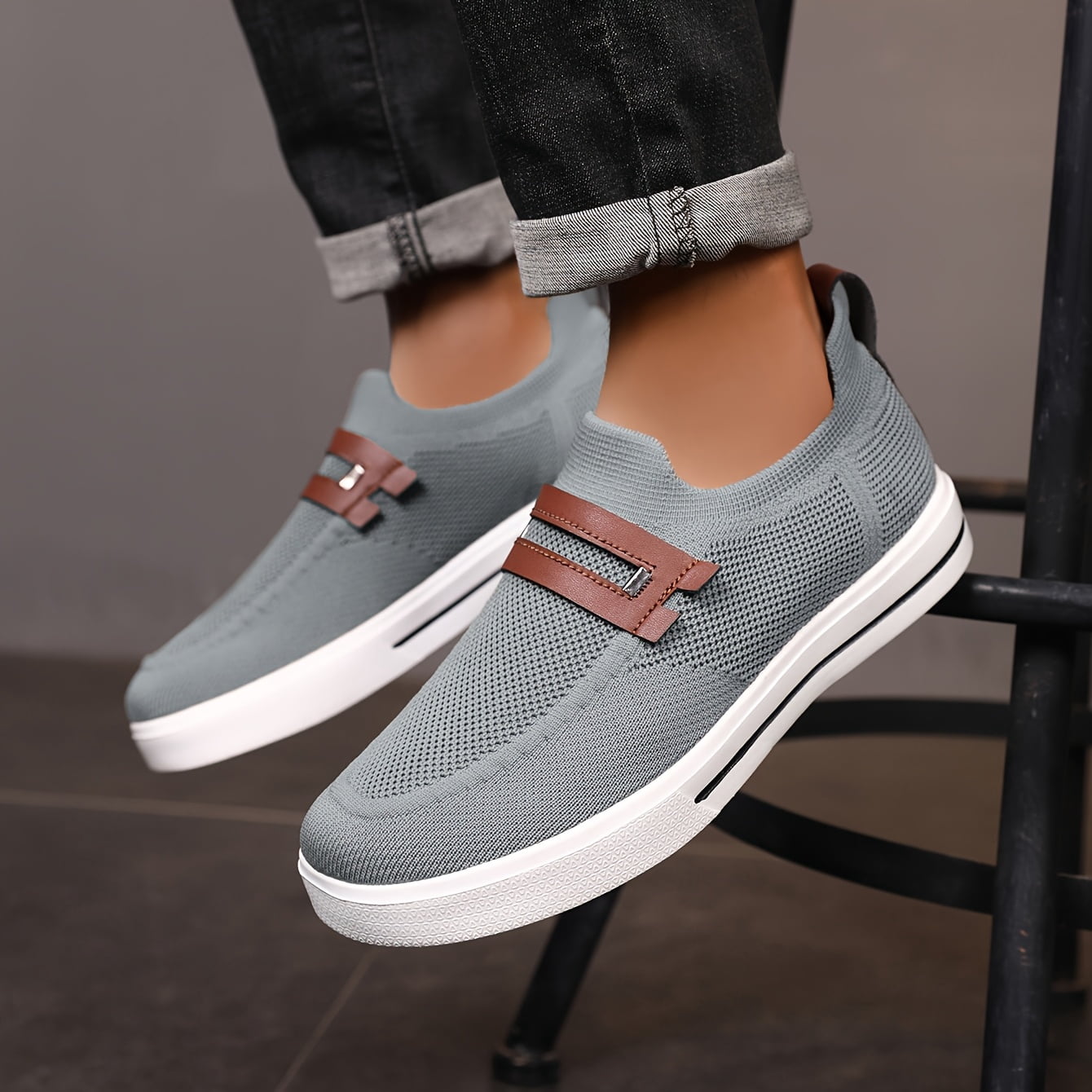 PLERISE Men's Breathable Solid Color Sneakers – Lightweight, Anti-Slip ...