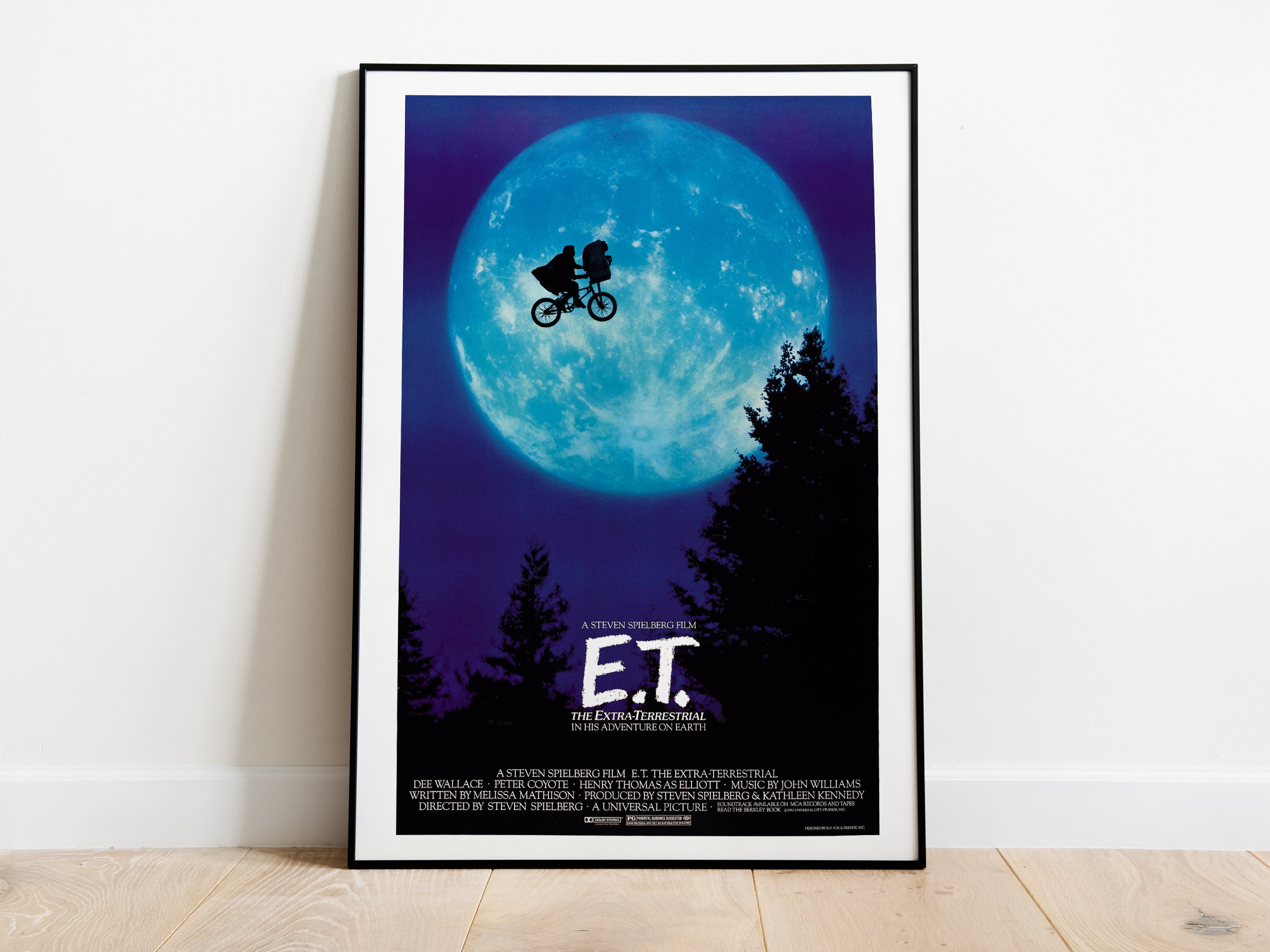 POSTER E.T. the Extra-Terrestrial, Steven Spielberg, 1982 - High ...