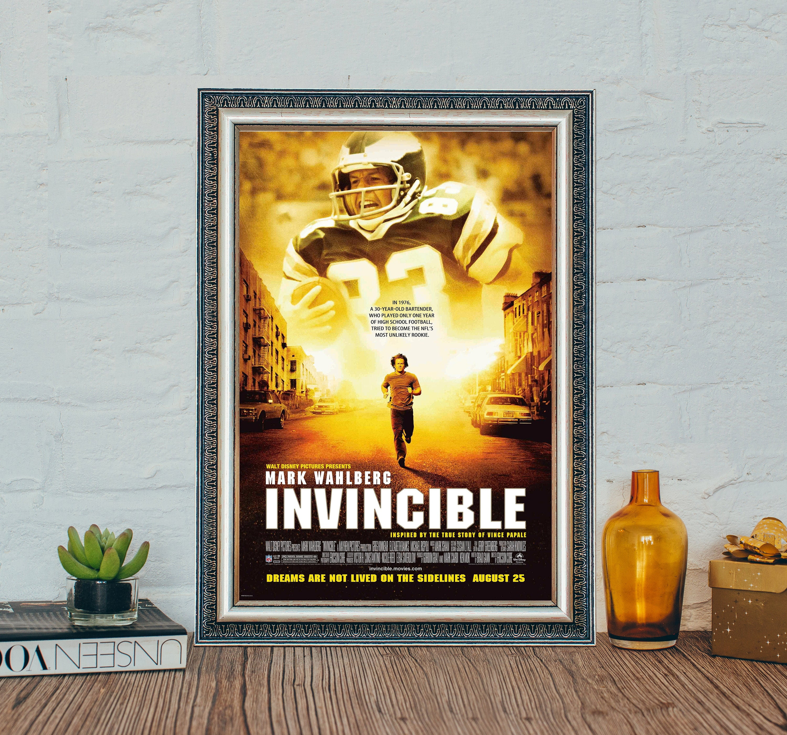 POSTER Invincible (2006) Movie Poster, Invincible Classic Vintage ...