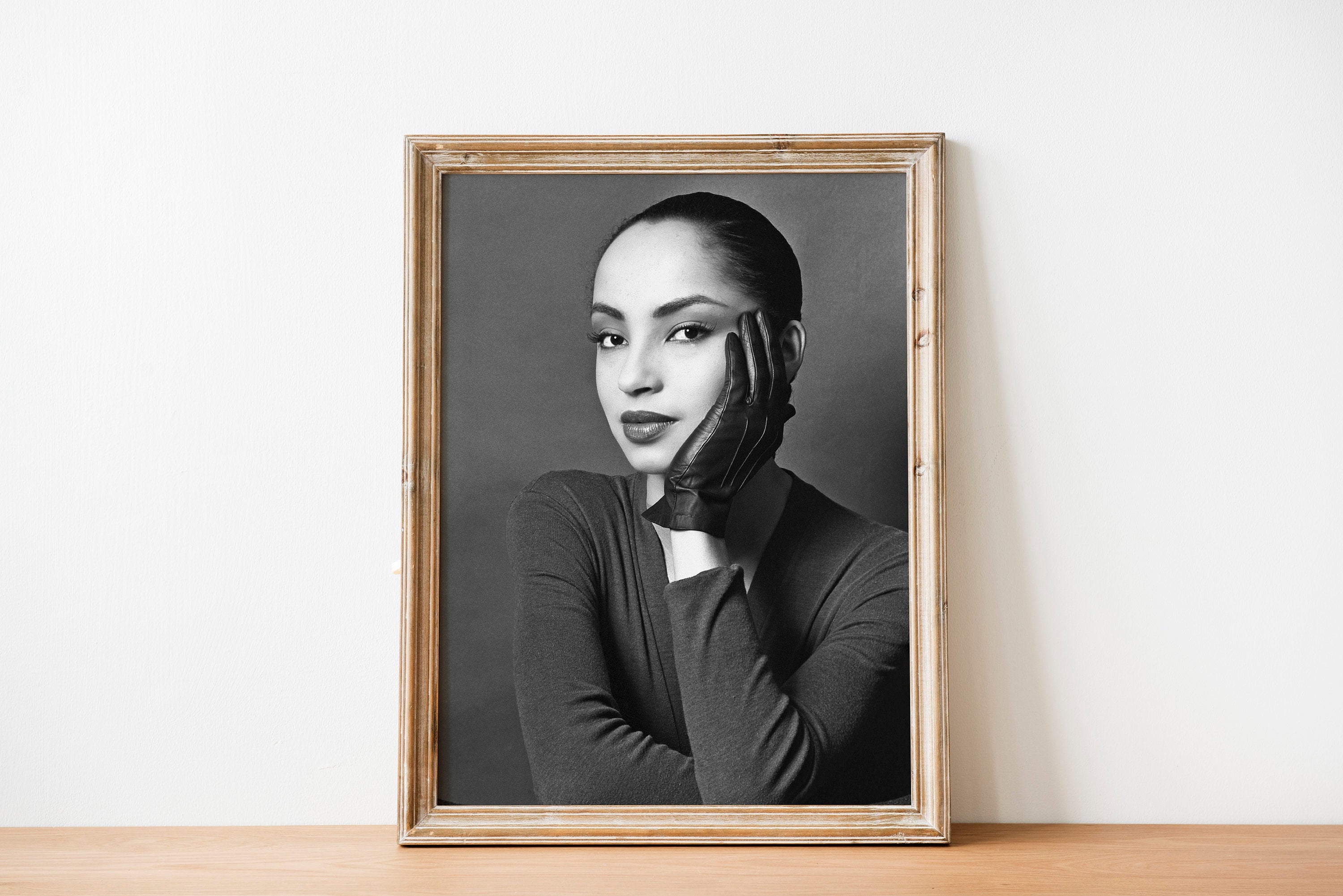 POSTER Sade Adu photo, Printable Picture Print -UNFRAMED - Walmart.com