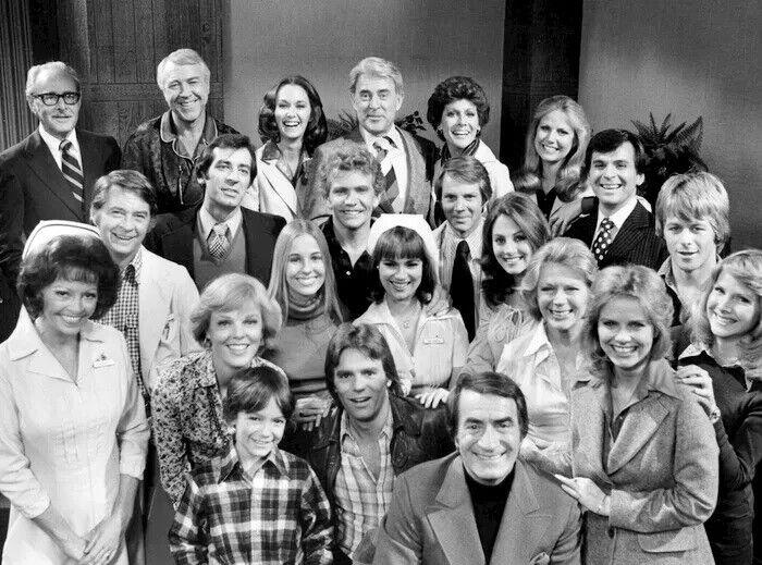 POSTER Soap Opera General Hospital Studio Photo Poster-12x18-UNFRAMED ...