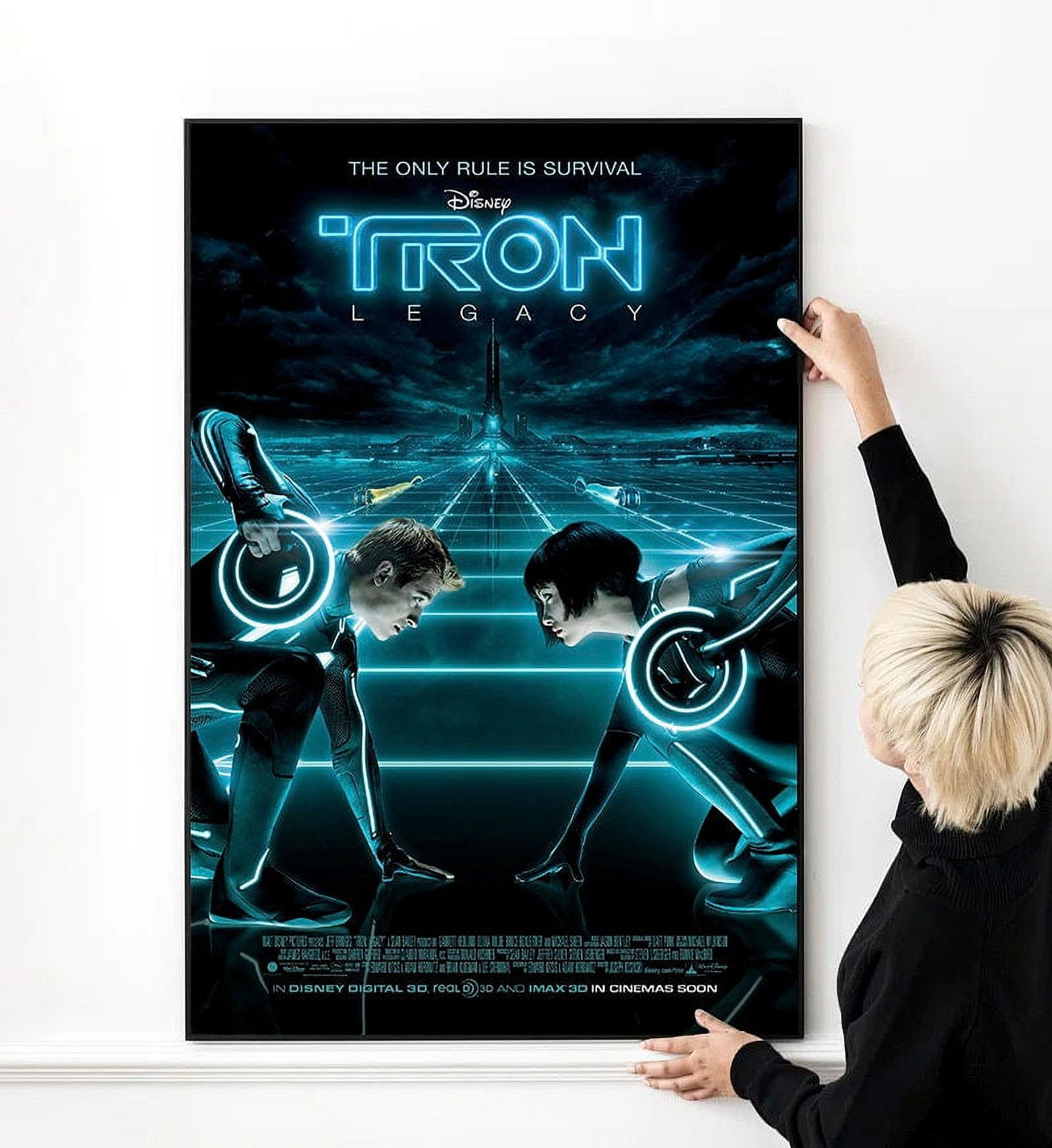 POSTER Tron Legacy Sam Flynn and Quorra artwork Poster High Quality ...