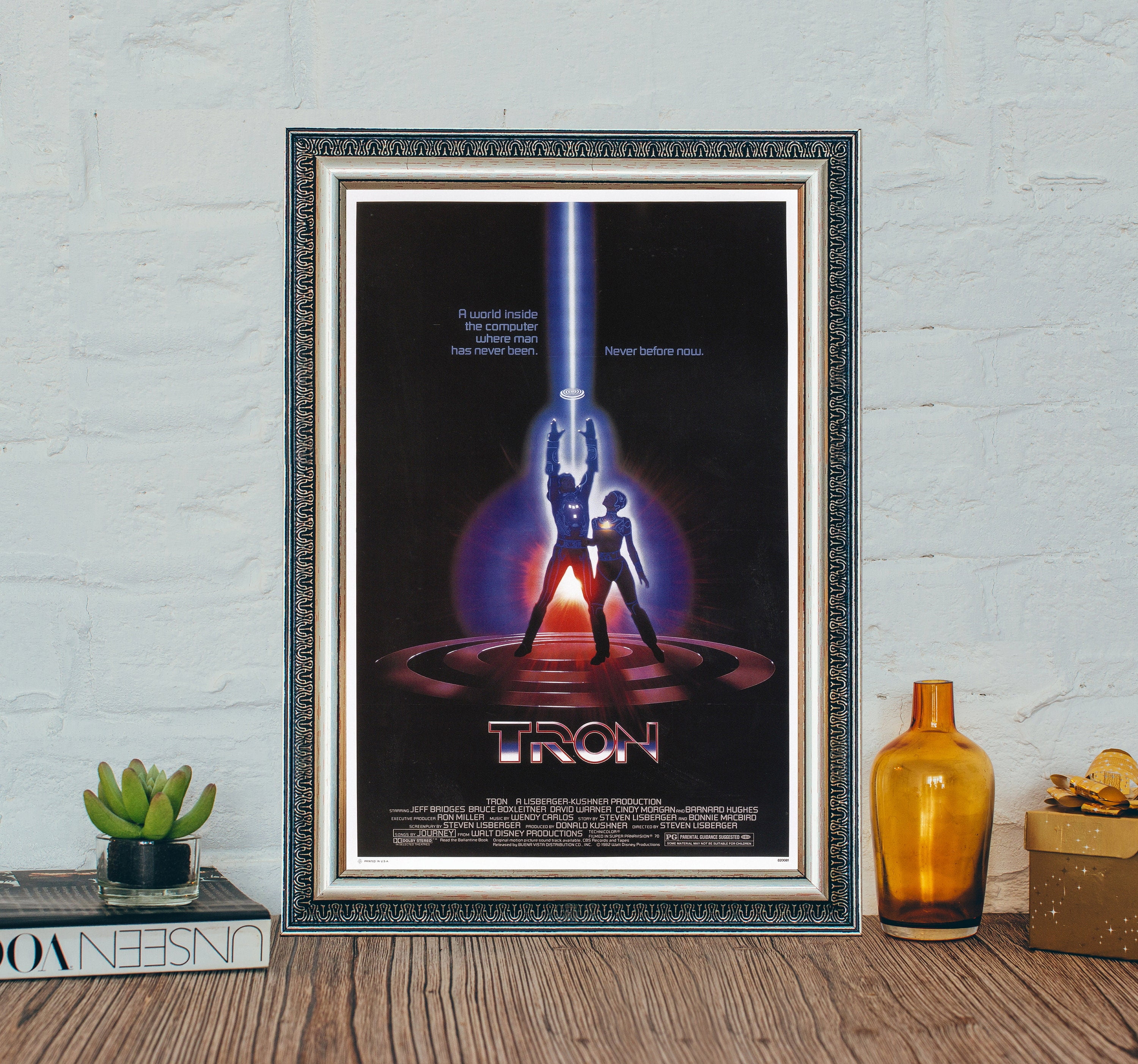 POSTER Tron Movie Poster, 2024 Classic Movie Poster, Tron (1982 ...
