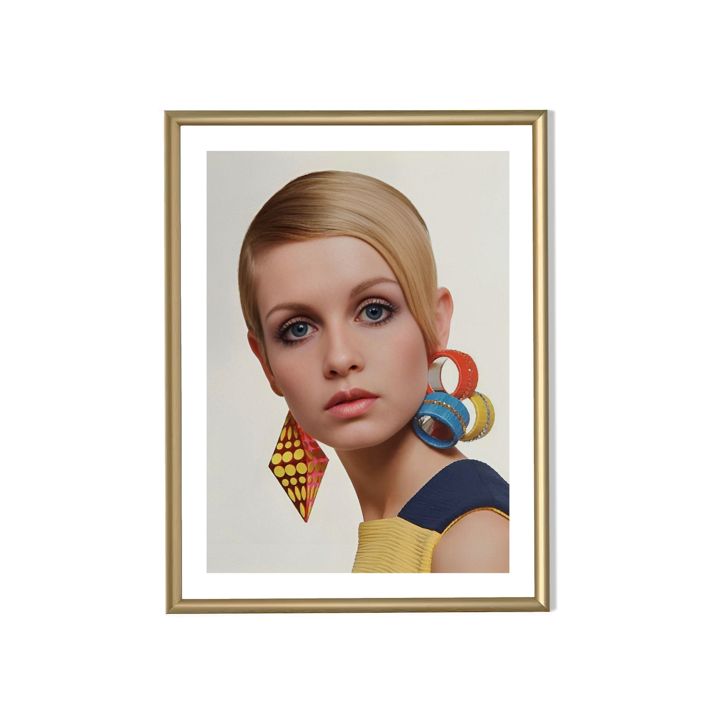 POSTER Twiggy, DBE, Dame Lesley Lawson, Model, Vintage Photo, Old ...