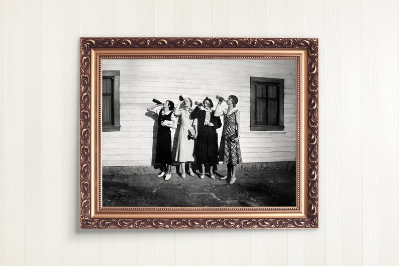 POSTER Vintage Ladies Drinking Beer Wall Poster, Beer Drinking Girls ...