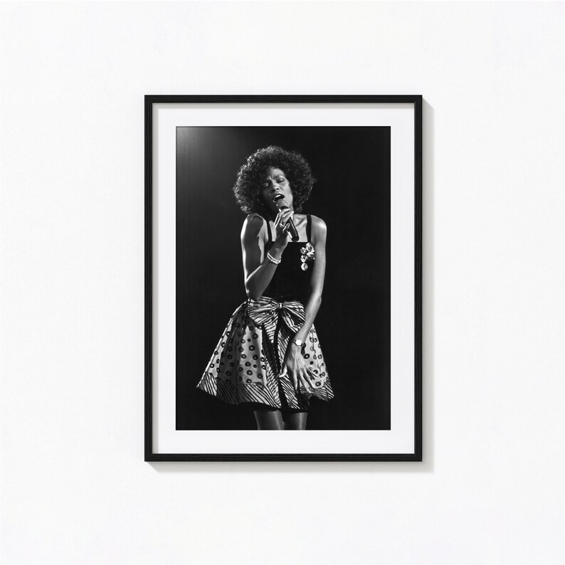 POSTER Whitney Houston Posters / Whitney Houston Black and White Wall ...