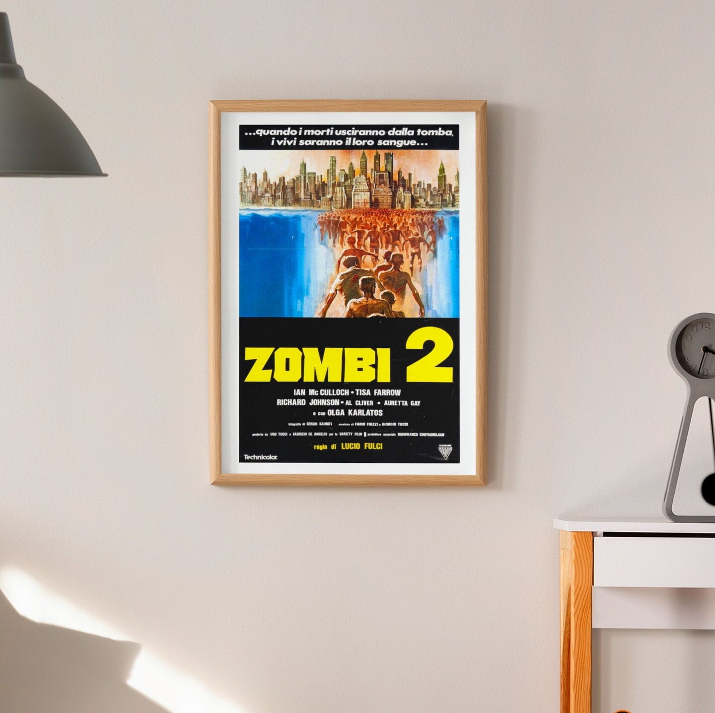 POSTER Zombi 2 -- Deluxe Poster Art Print || Zombies vs the Surrounded ...