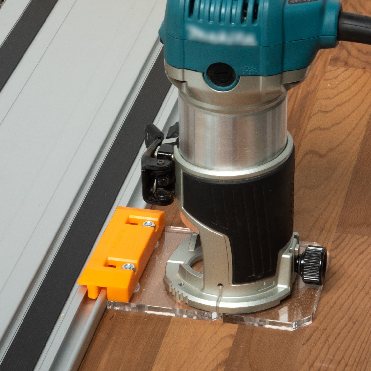 POWERTEC Router Guide Rail Adapter for Makita RT0701C, XTR01Z, DRT50 ...
