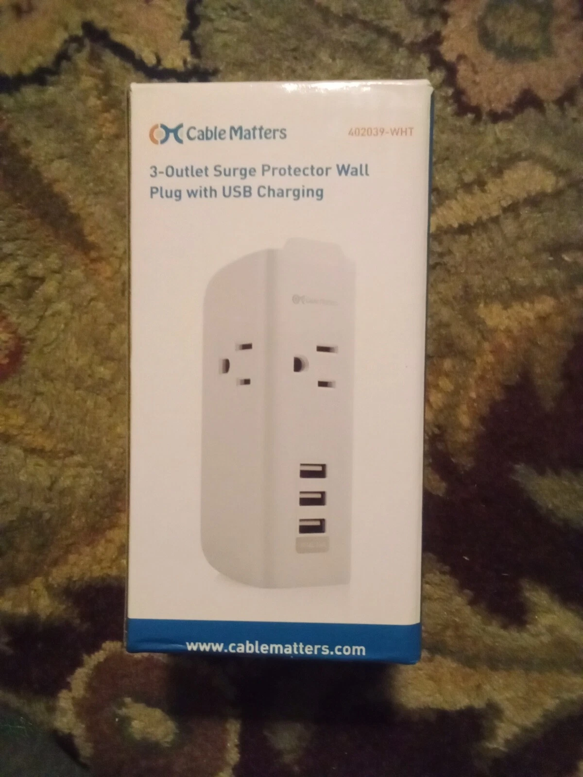 PRIME- Cable Matters 3 Outlet Wall Mount Surge Protector 2.1A Dual Usb ...