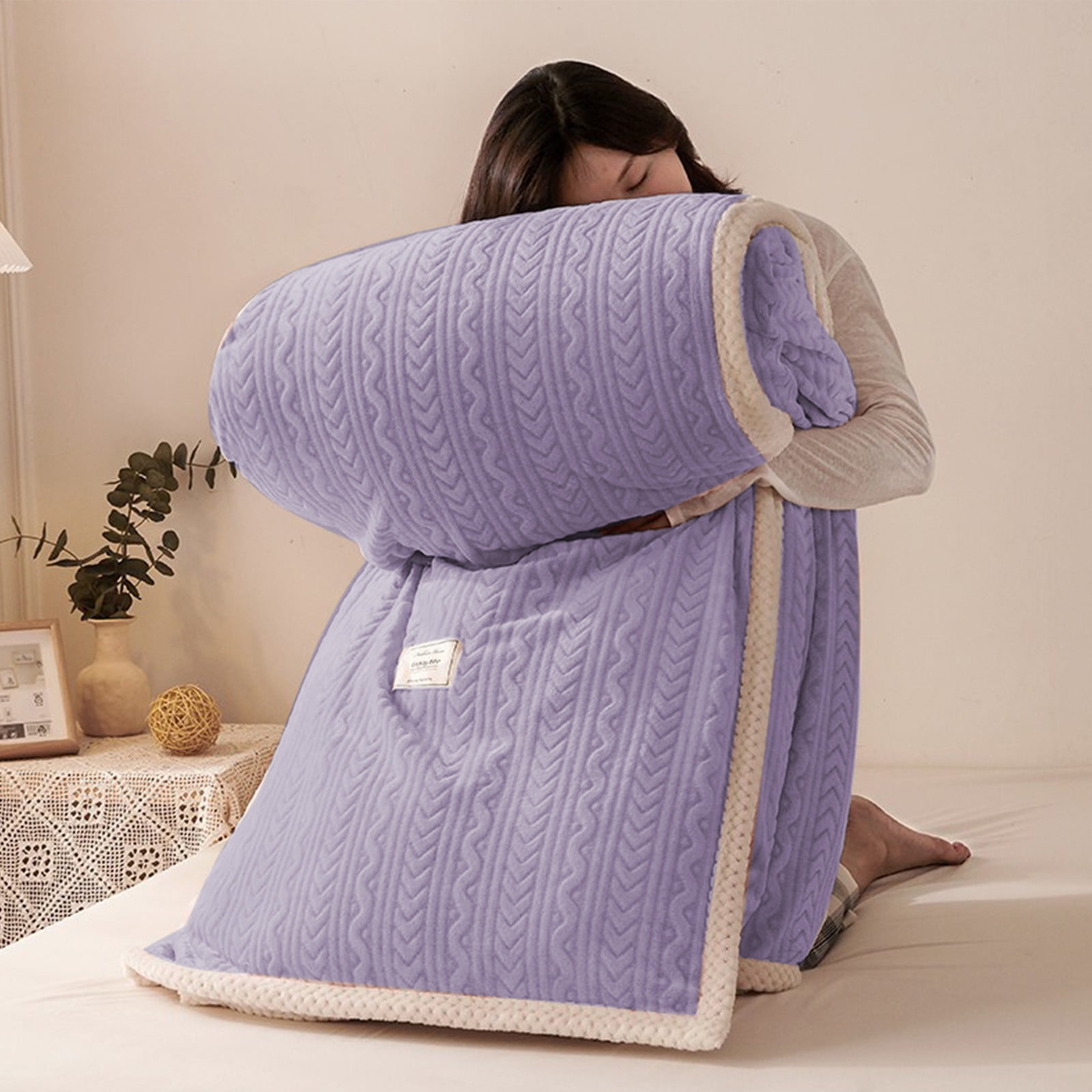 PRINxy Luxurious Coral Fleece Blanket - Thickened AirConditioningOffice ...