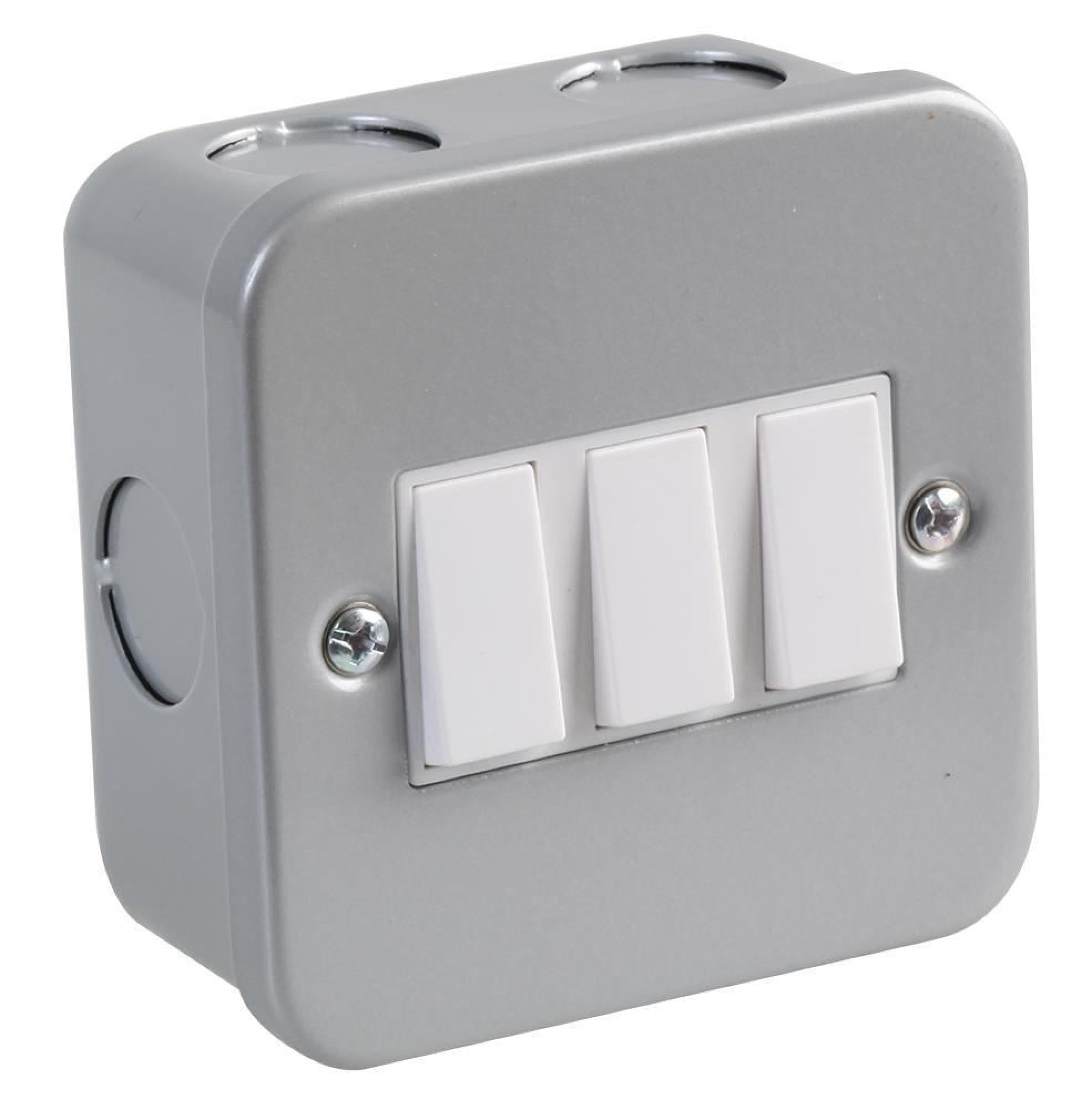 PRO ELEC - Metalclad 3 Gang 10A Light Switch - Walmart.com
