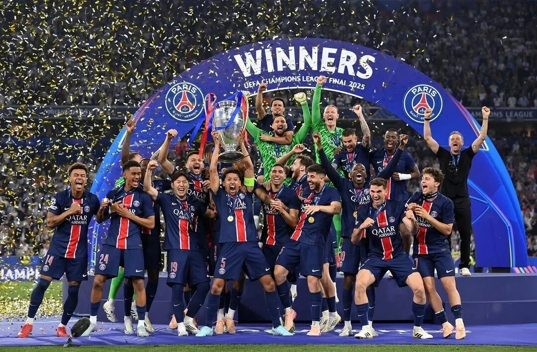 PSG UEFA Champions League Champions Poster - Walmart.com