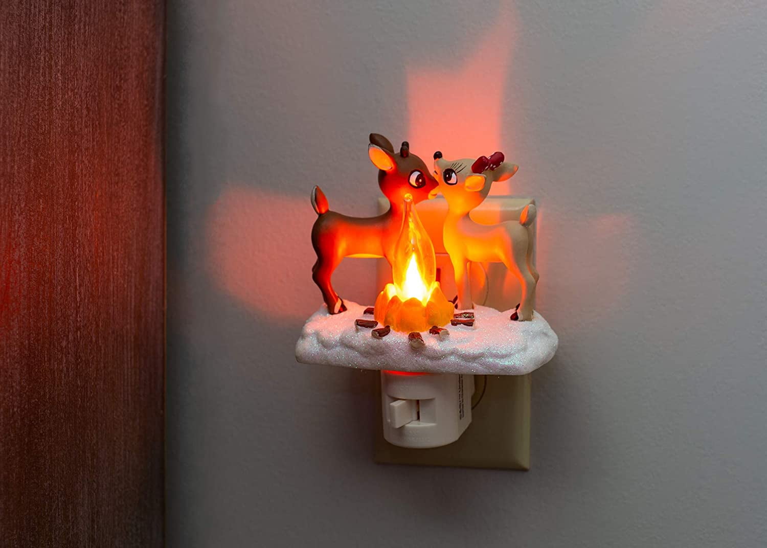 PYYAN-Rudolph The Red Nosed Reindeer Night Light with Flickering Flame ...