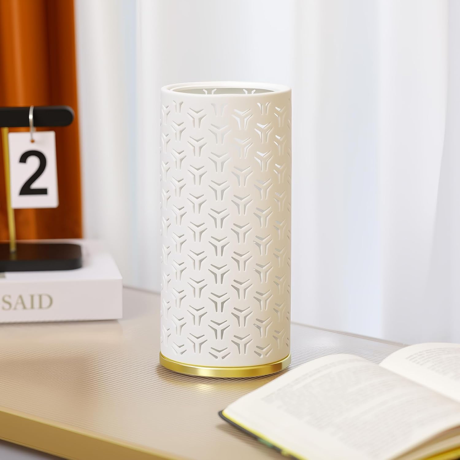 PYYAN-Small Modern Ceramics Bedside Table Lamp, 4.5 x 4.5 x 9.75 Inch ...