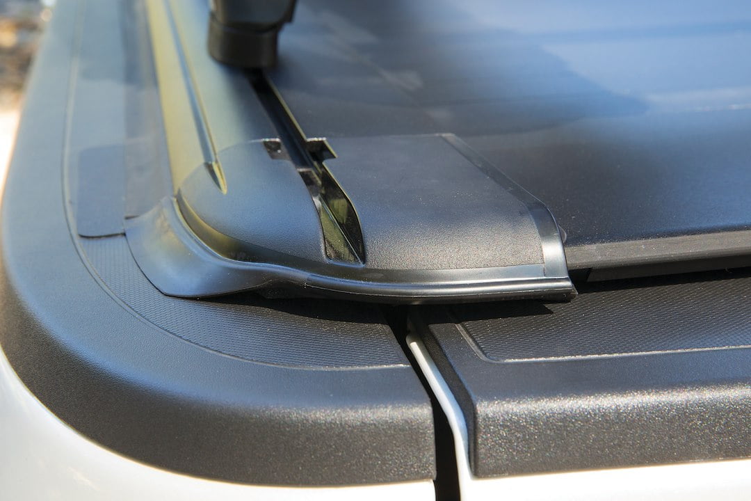 Pace Edwards KE5050 Ultragroove Tonneau Cover - Walmart Business Supplies
