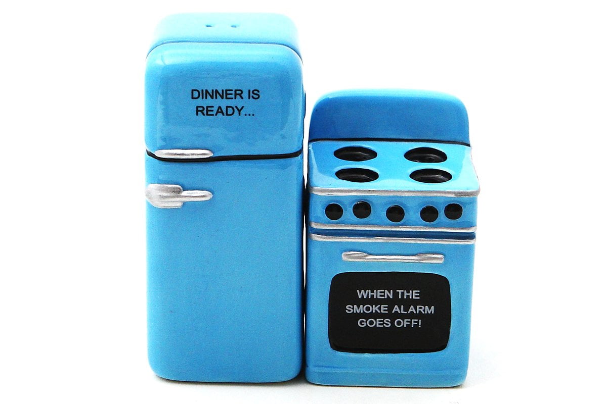 Pacific Trading Retro Refrigerator and Stove Ceramic Salt and Pepper ...