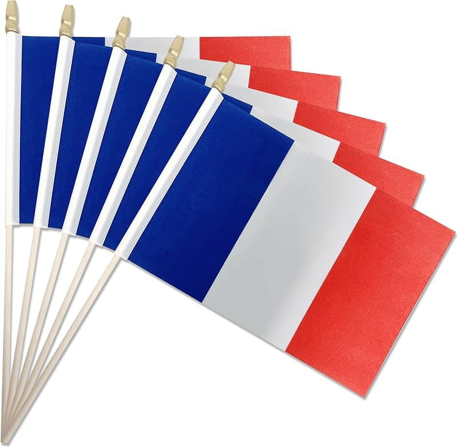 Pack of 20, Handheld American Flags 5x8 Inch - Small USA Flags on Wood ...
