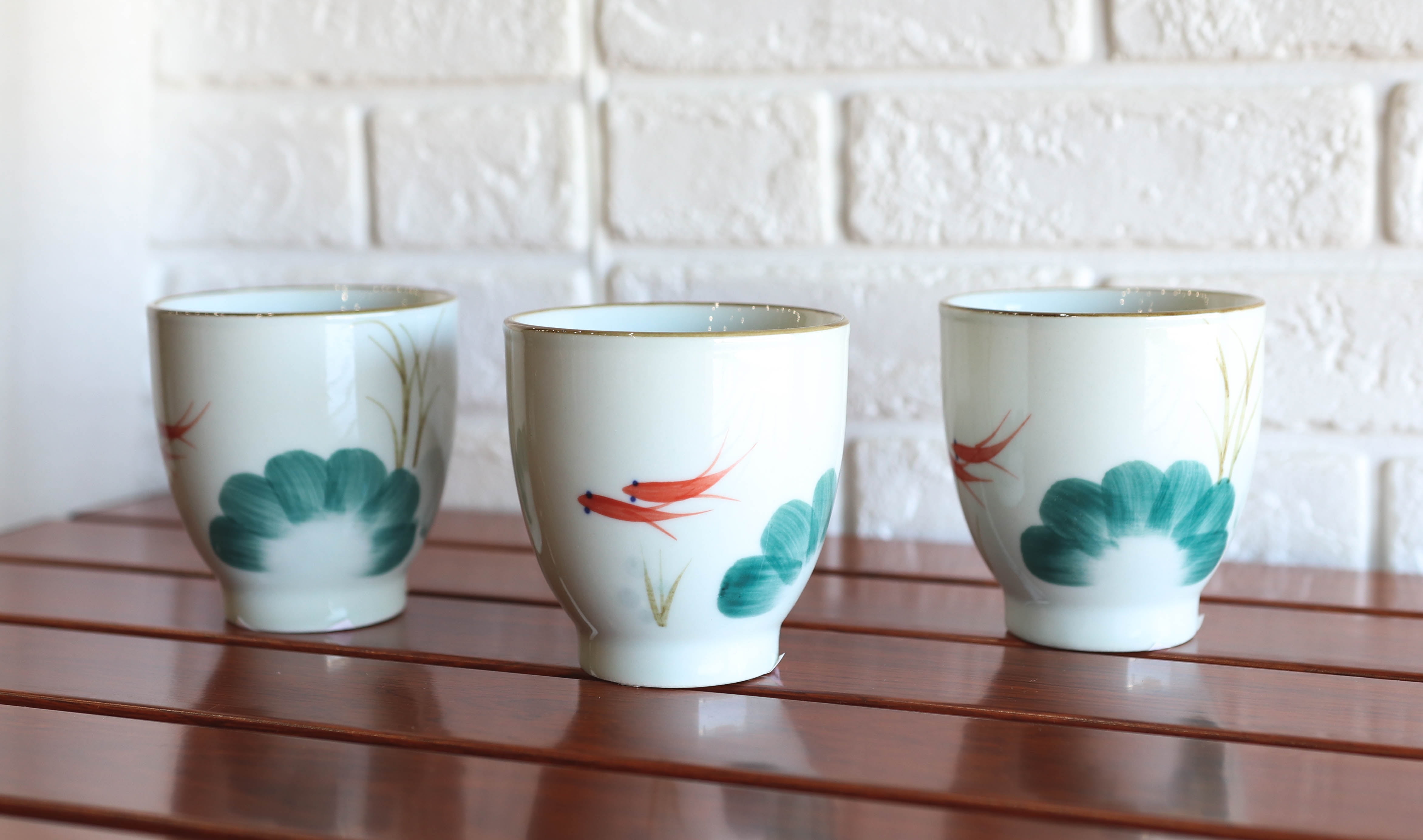 Pack Of 4 Feng Shui Zen Lily Pond With Koi Fishes Pair Ceramic Tea Cups ...