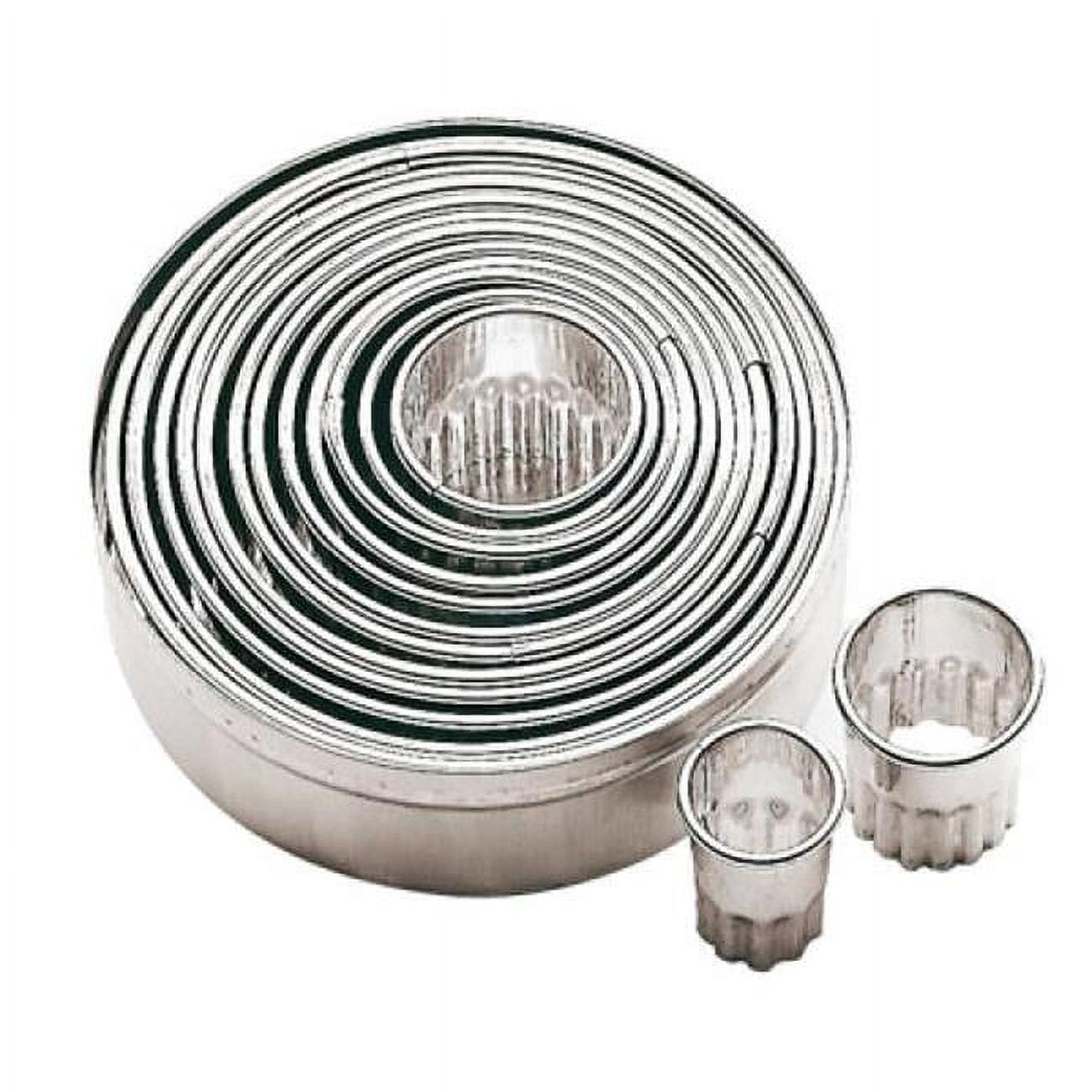 Paderno World Cuisine 47317-12 Stainless Steel Round Fluted Dough ...