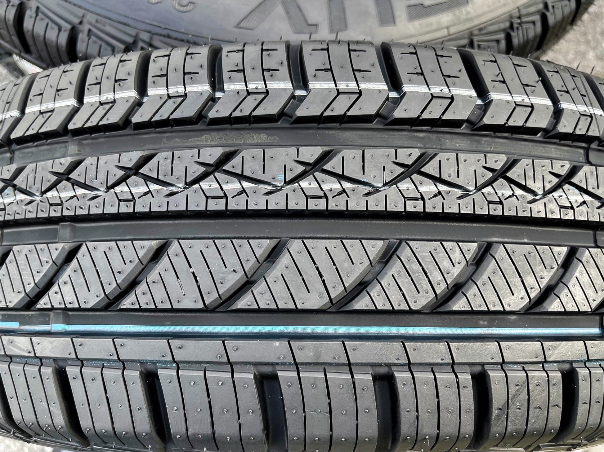 Premiorri Vimero SUV Tires, Pair of 2, 215/70R16 100H, Fits RAV4 Base ...
