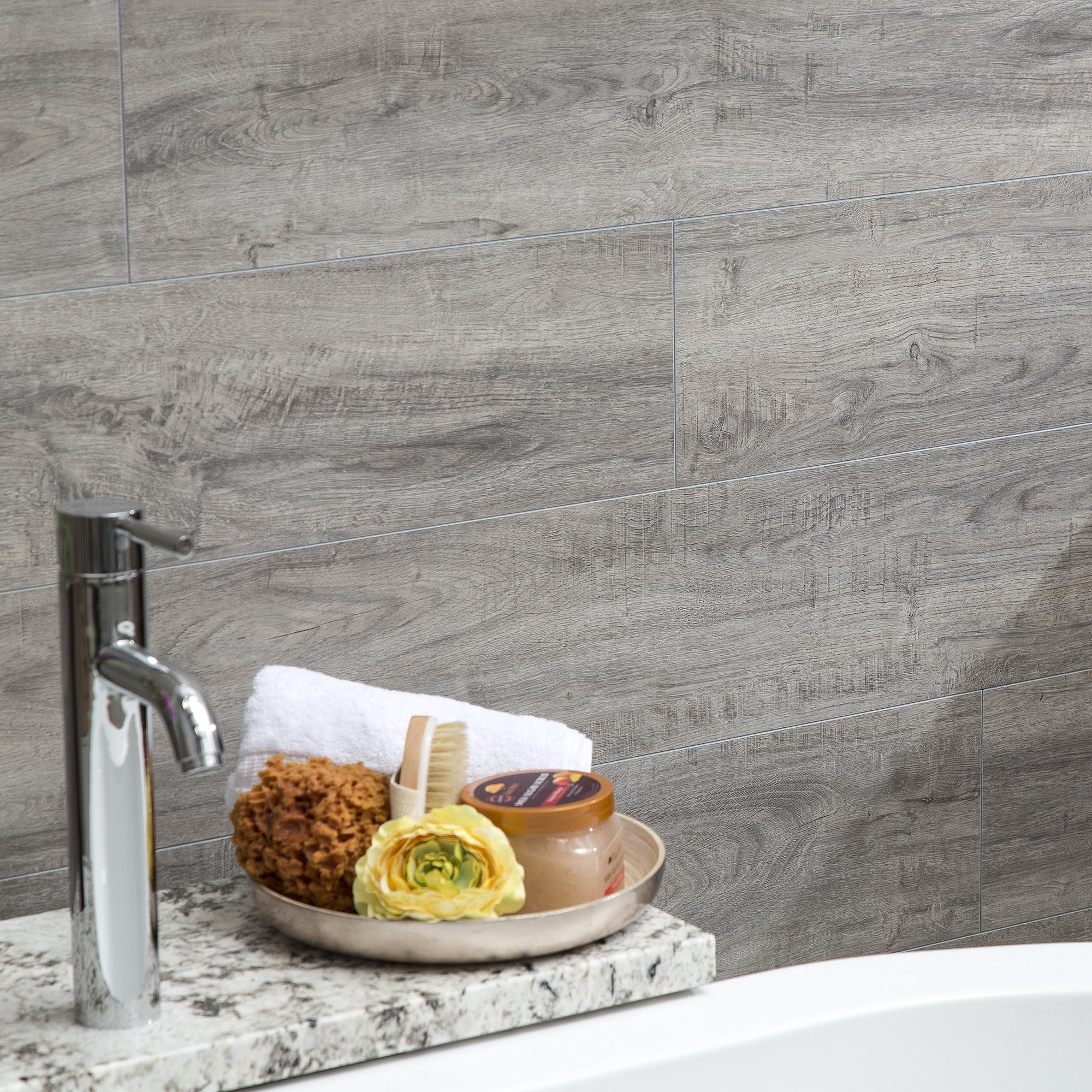 Palisade Waterproof Vinyl Plank Wall Panel Shower Kit, 46.7in x 7.2in ...