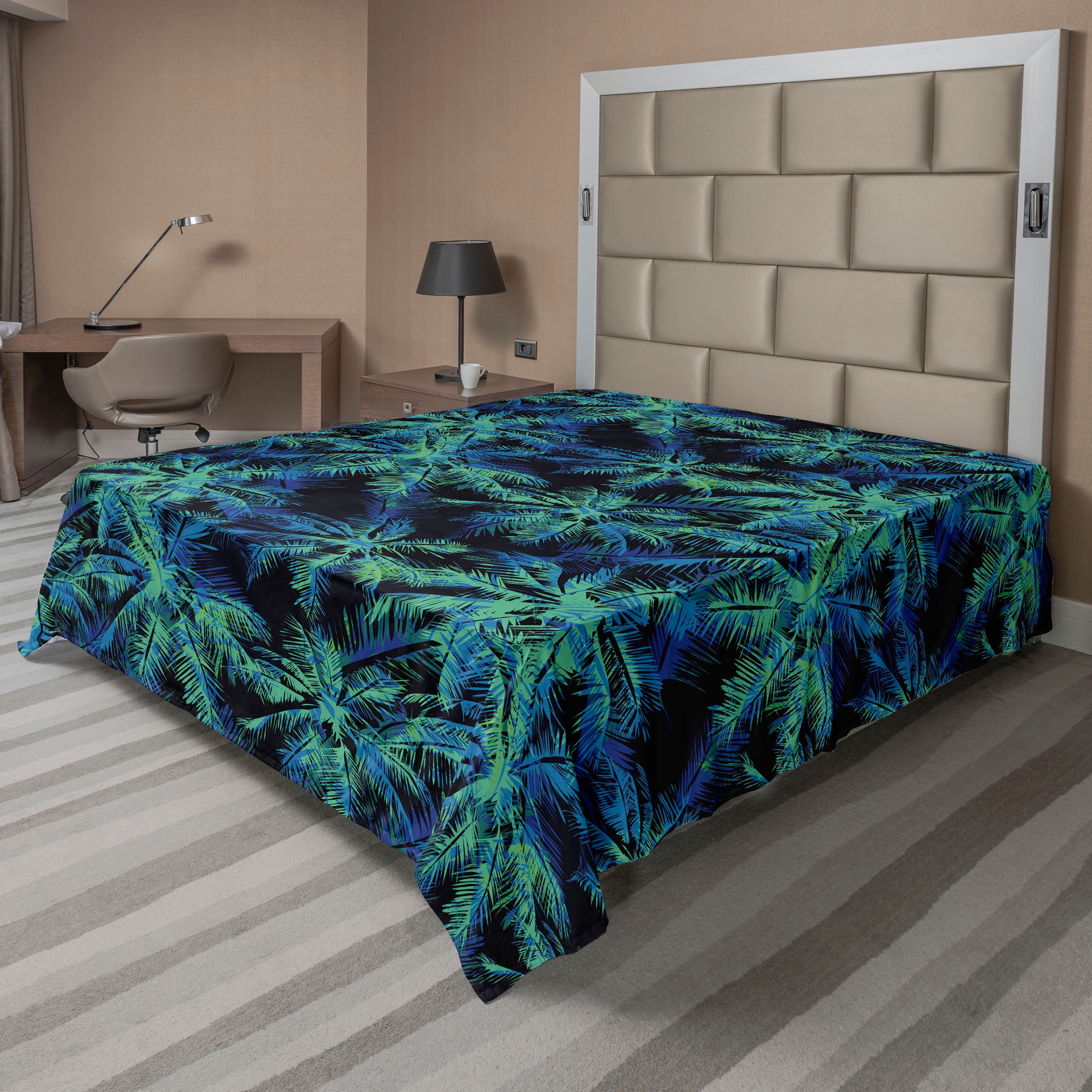 Palm Trees Flat Sheet, Psychedelic Inspirations Trippy Hawaii Woodland ...