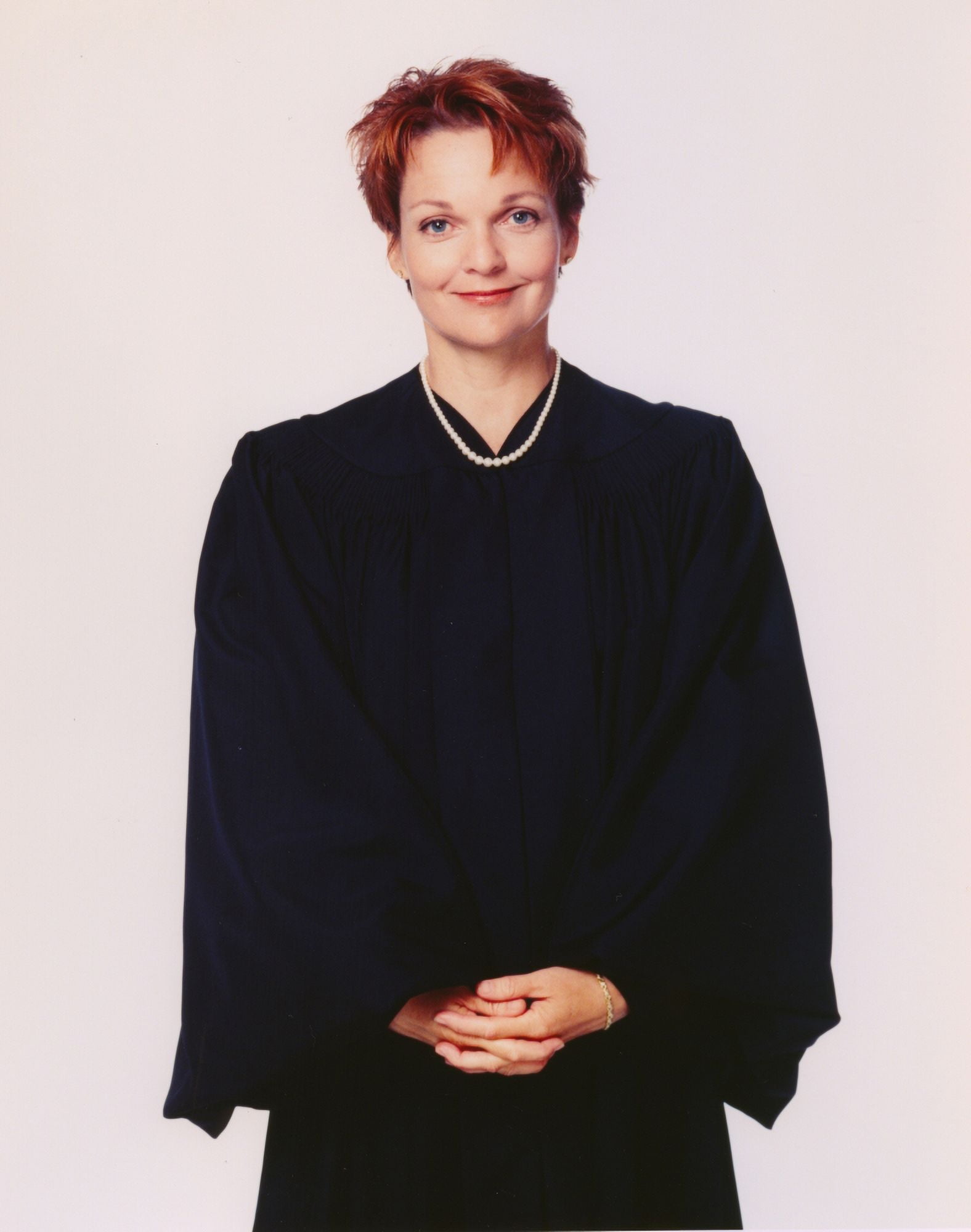 Pamela Reed Portrait in Formal Outfit Photo Print (8 x 10) - Walmart.com