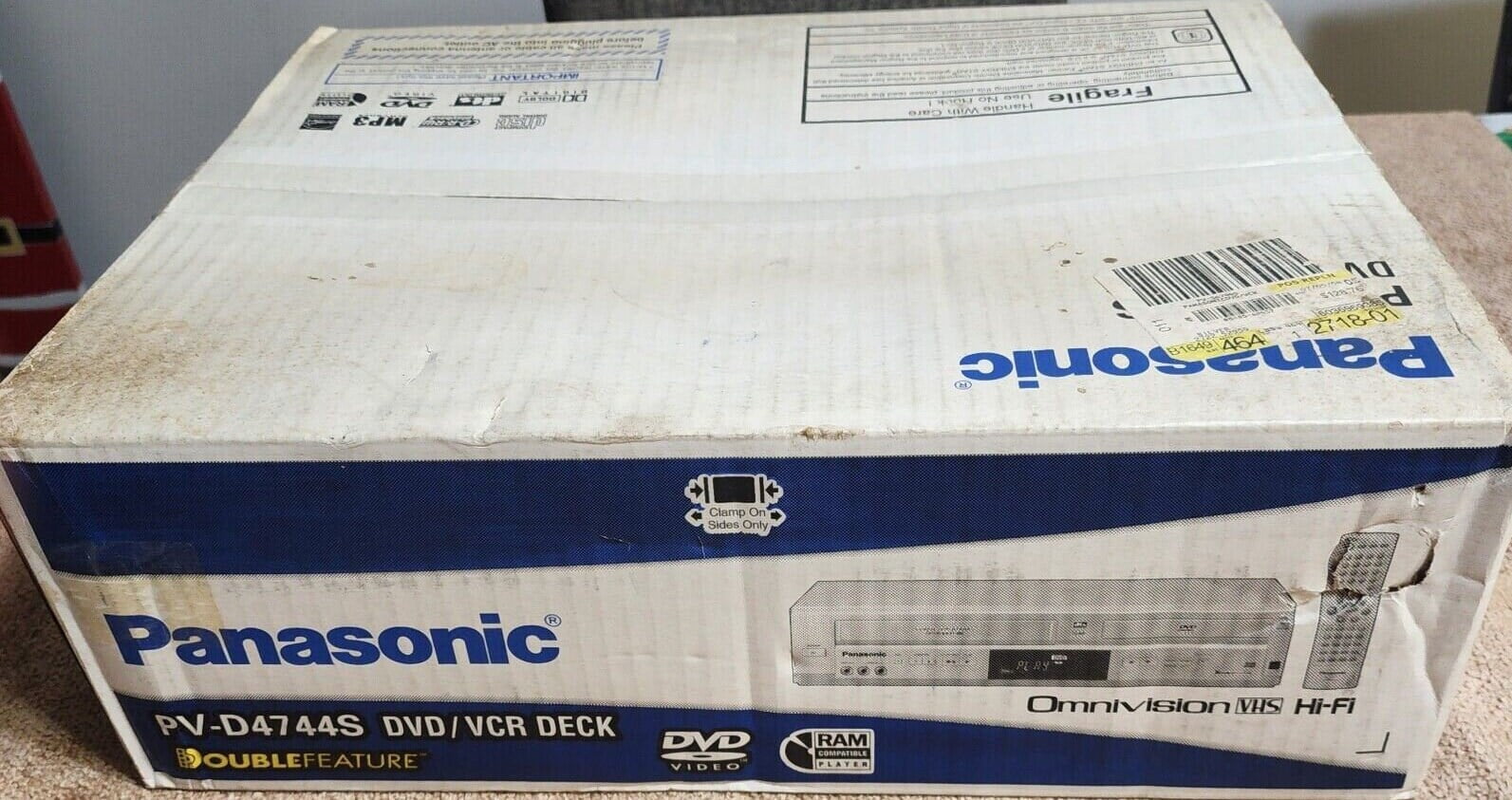 Panasonic PV-D4744S Silver DVD VCR VHS Combo Player with Dolby Digital ...