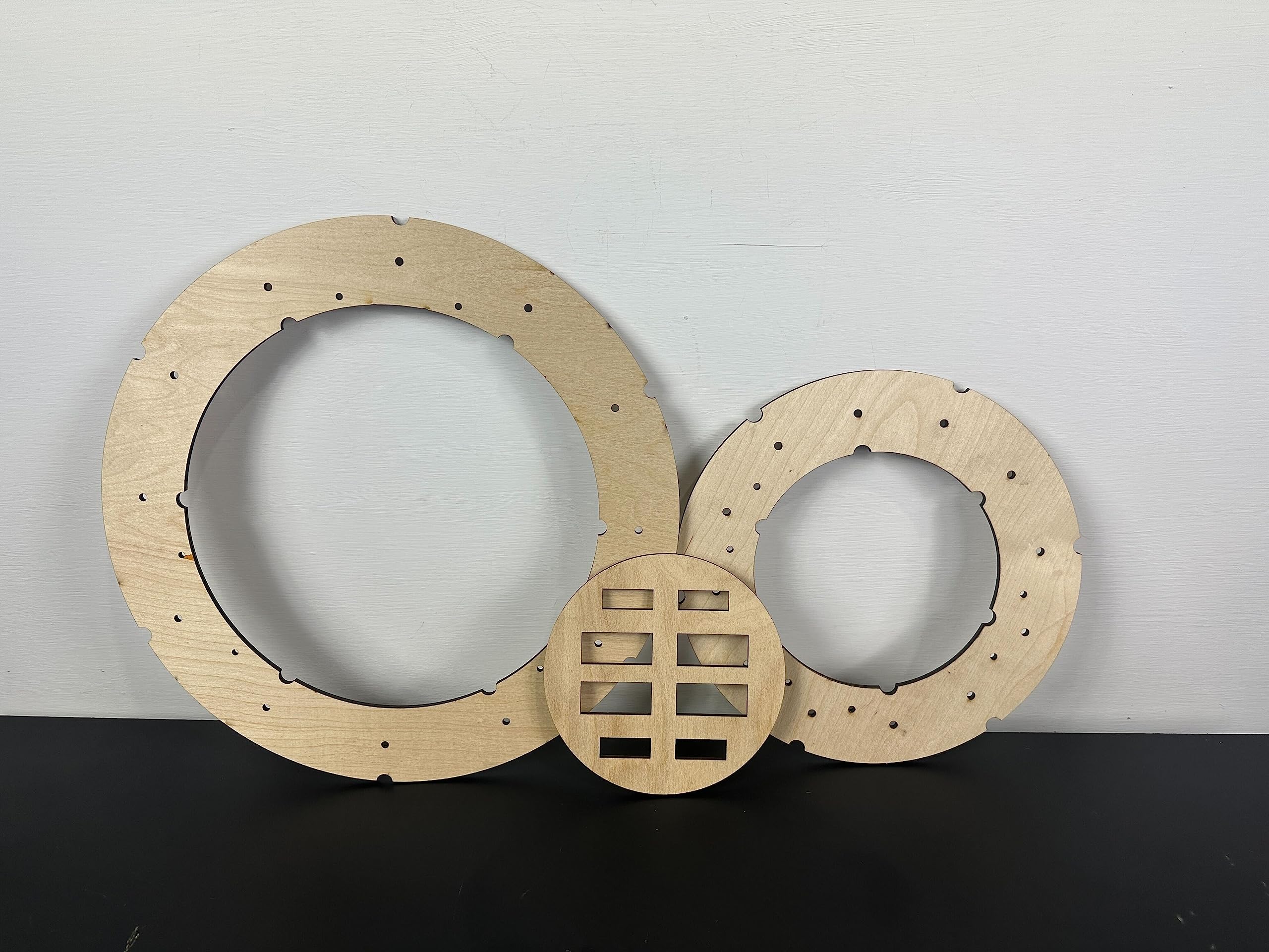 Pancake Wreath Frame Bundle, 5 Pack Round 14 and 10 Inch Boards, DIY ...