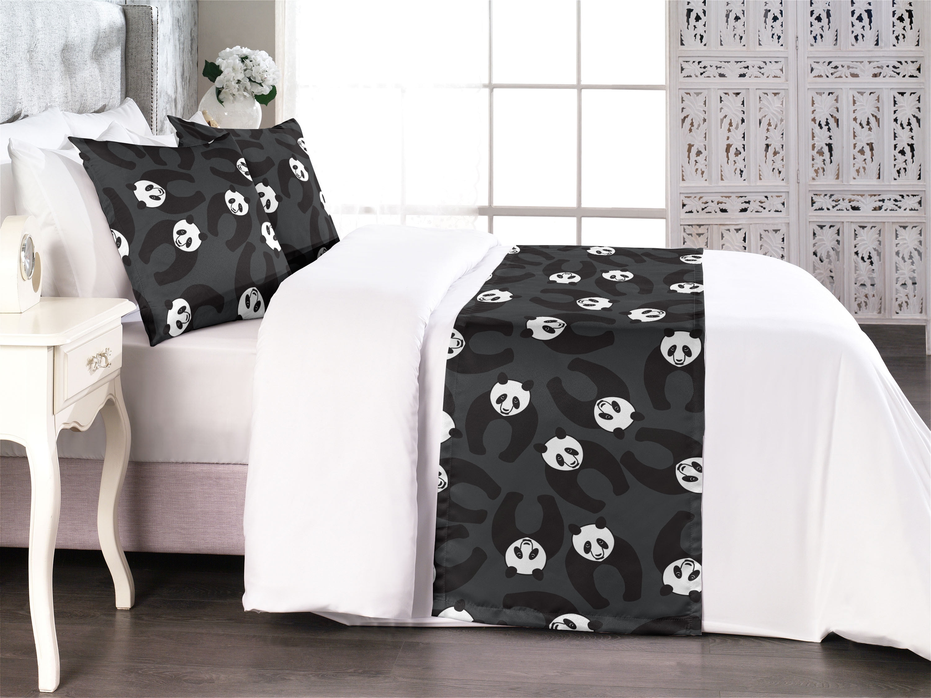 Panda Bed Runner Set, Wild Nature Asian Inspired Simple Design ...