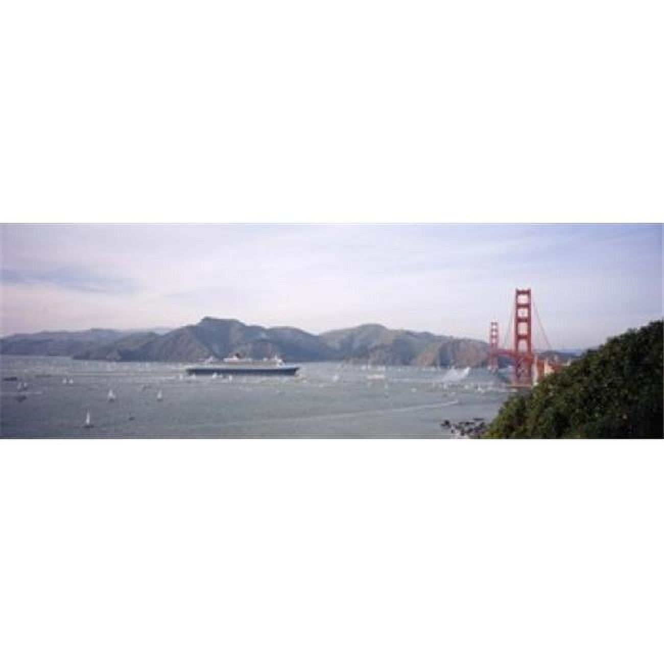Panoramic Images Cruise ship approaching a suspension bridge RMS Queen ...