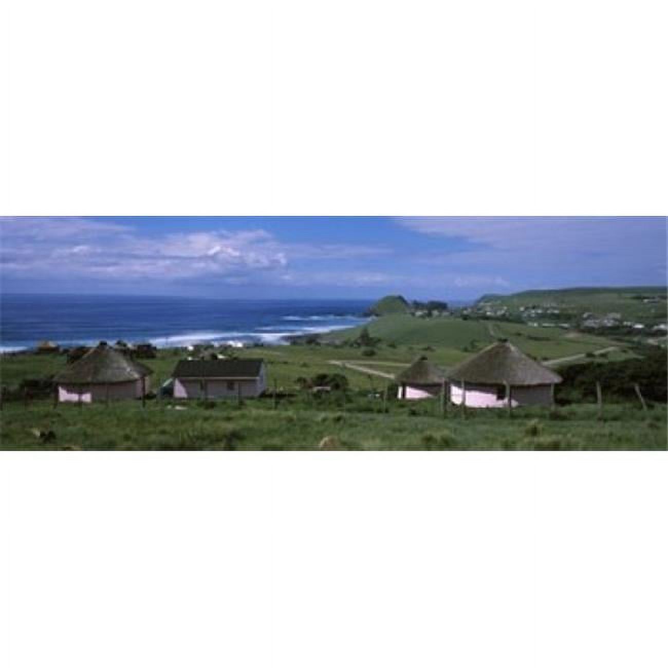 Panoramic Images Thatched Rondawel huts Hole in the Wall Coffee Bay ...