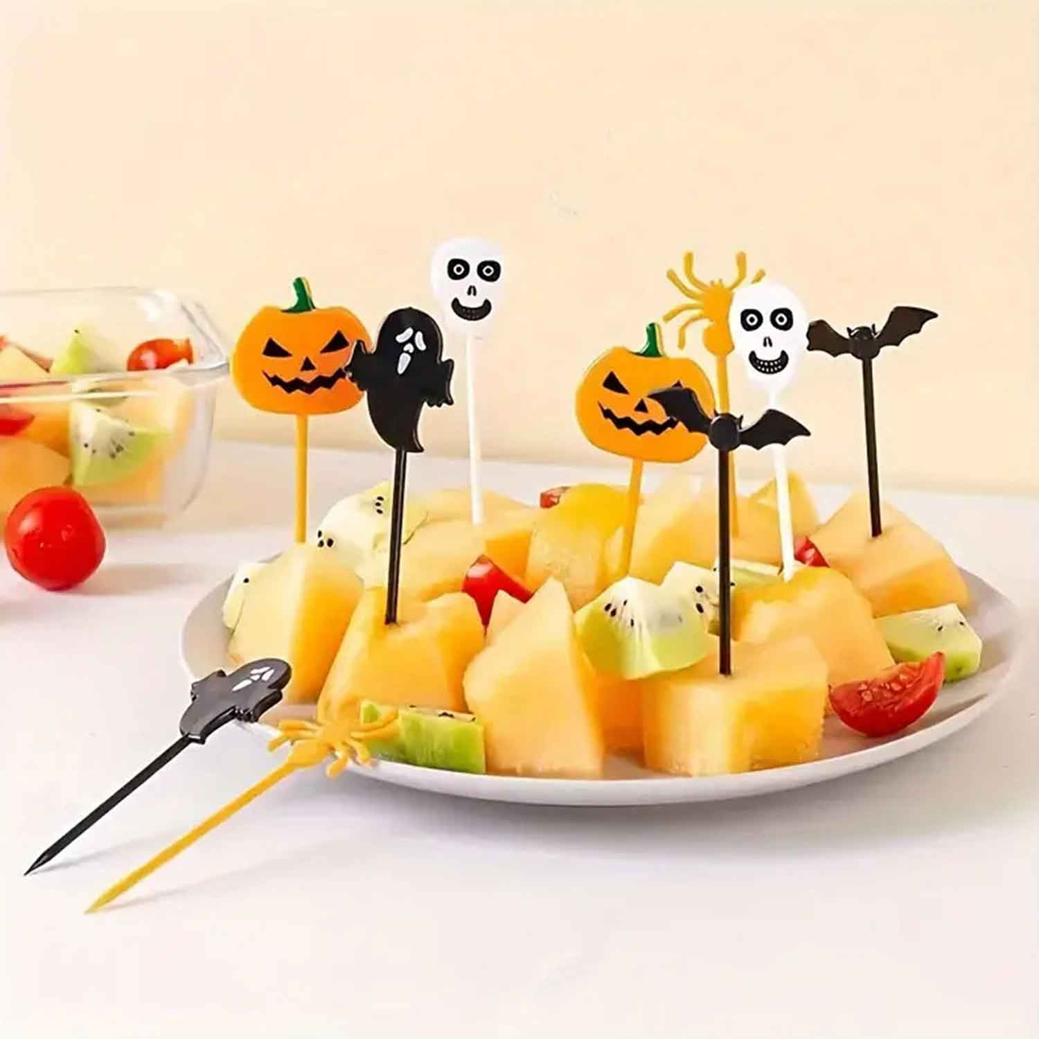 Papapt 60PCS Halloween Picks Cupcake Toppers Plastic Halloween ...