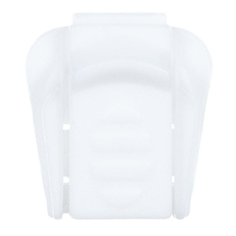 white plastic zipper pull