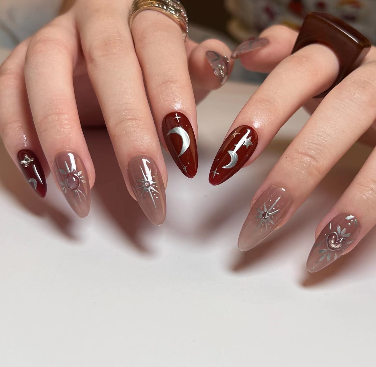 Pare Easy to Use Wide Application Medium Almond ABS Press on Nails Wine ...
