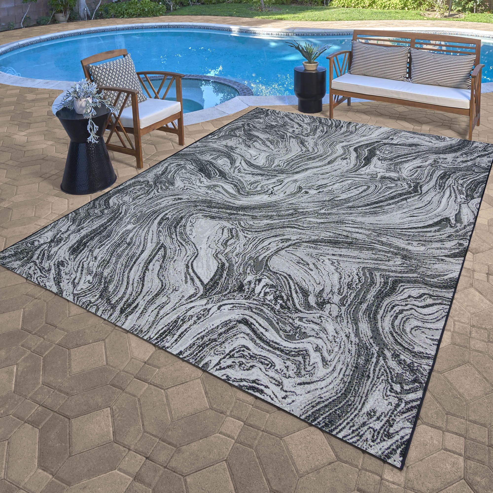 Paseo 8' x 10' Black and Gray Abstract Outdoor Rug - Walmart.com
