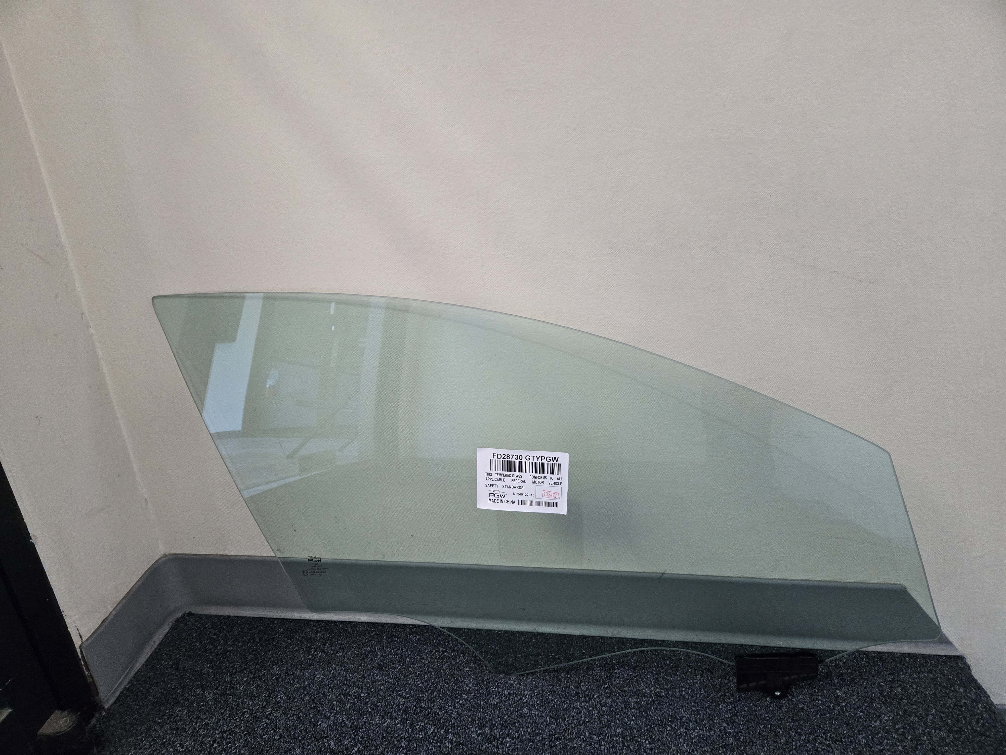 Passanger Side Right Front Door Window Glass Compatible with KIA K5 ...