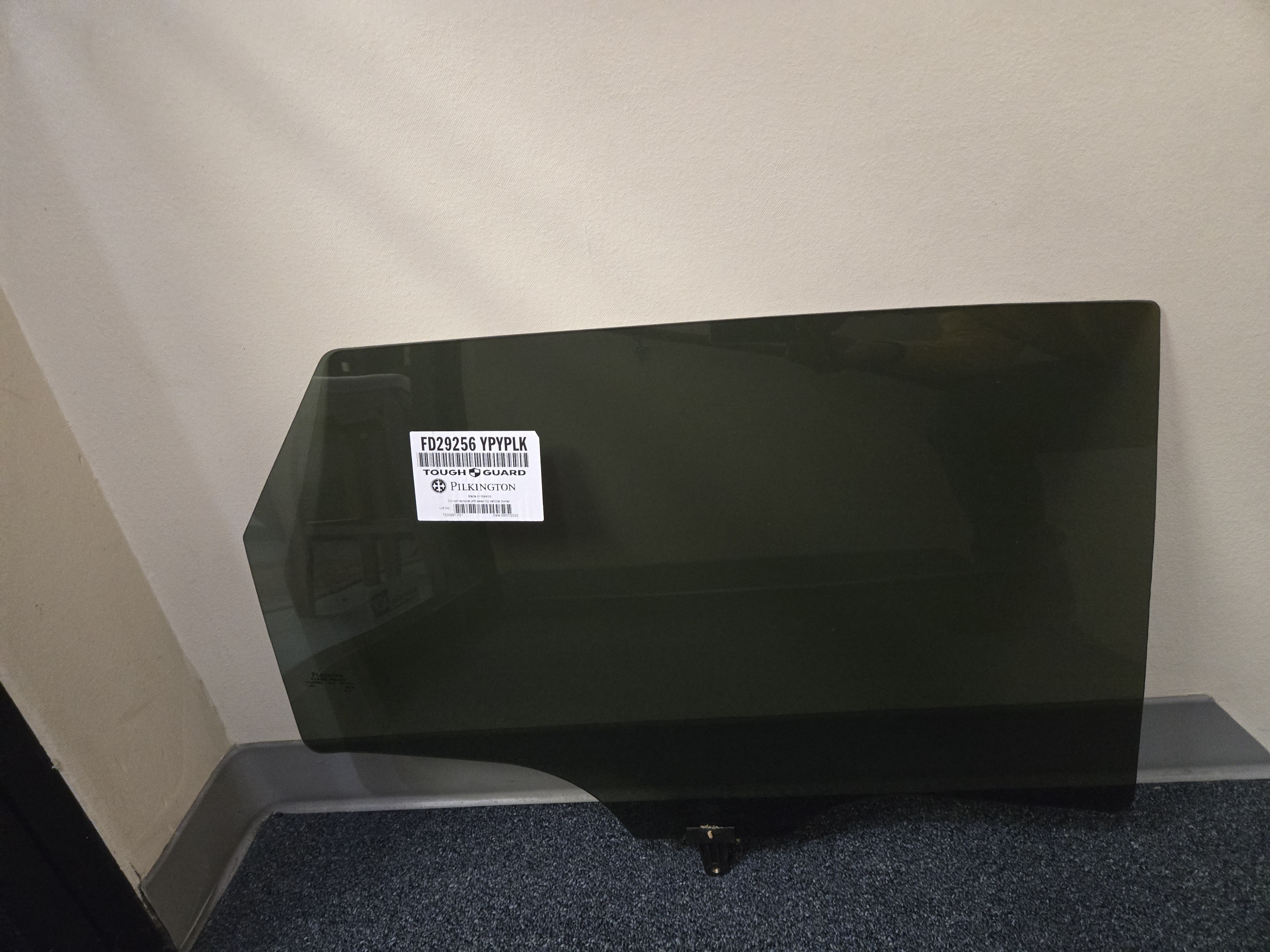 Passenger Side Right Rear Door Window Glass Compatible with Kia ...