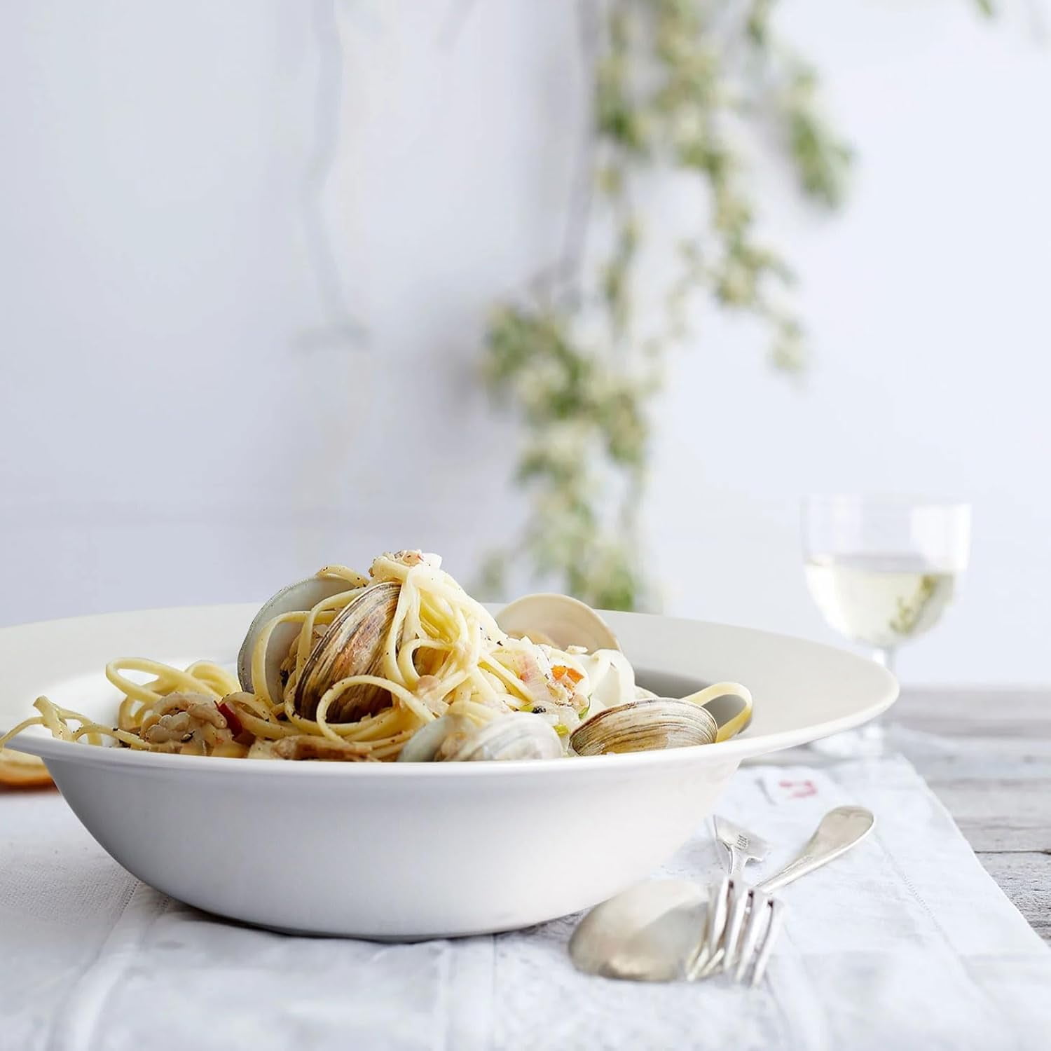 Pasta & Salad Bowls - 40oz White Ceramic Soup Plates - Set of 4, Large ...